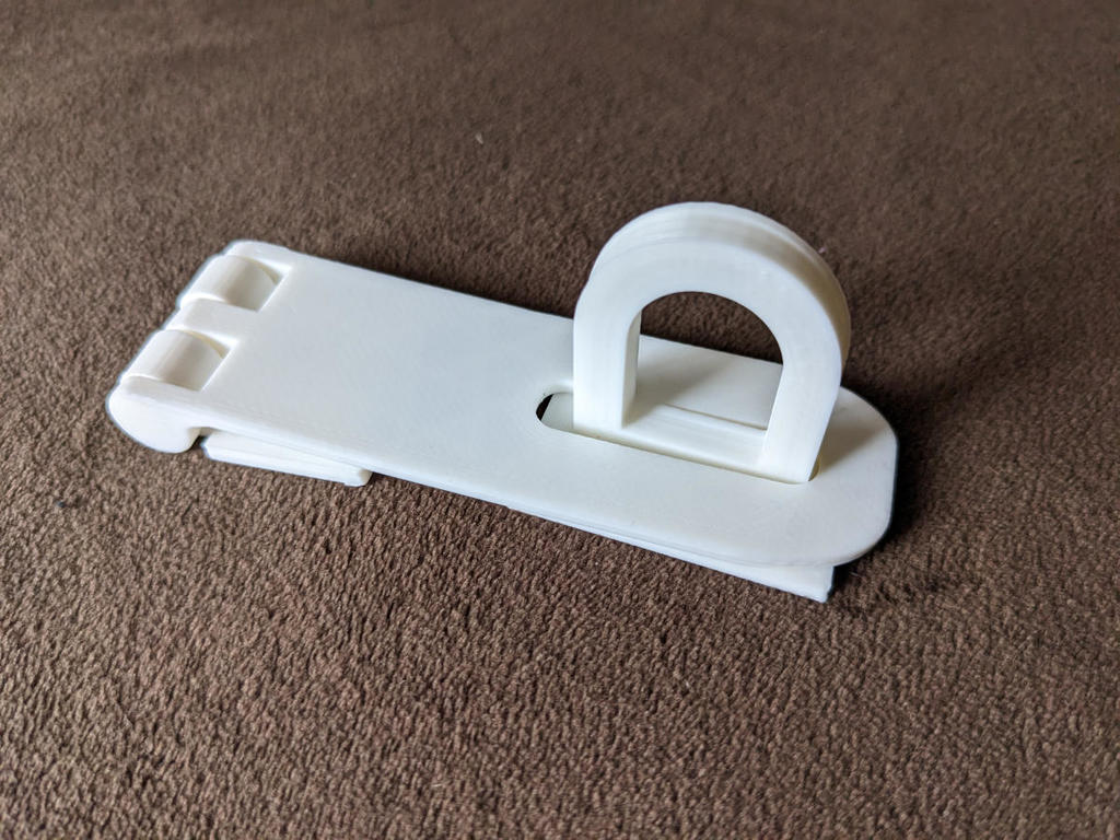 padlock hinged hasp - two sizes by Two Views Studio | Download free STL ...