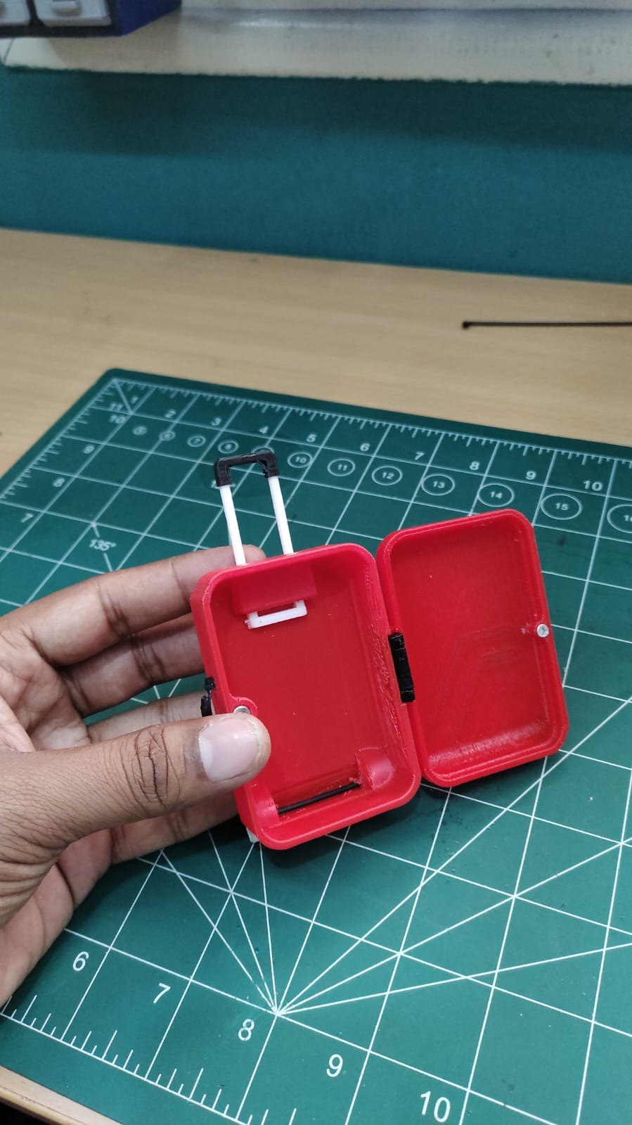 Miniature Suitcase toy; 3d printed by Aakaar Lab | Download free STL model | Printables.com