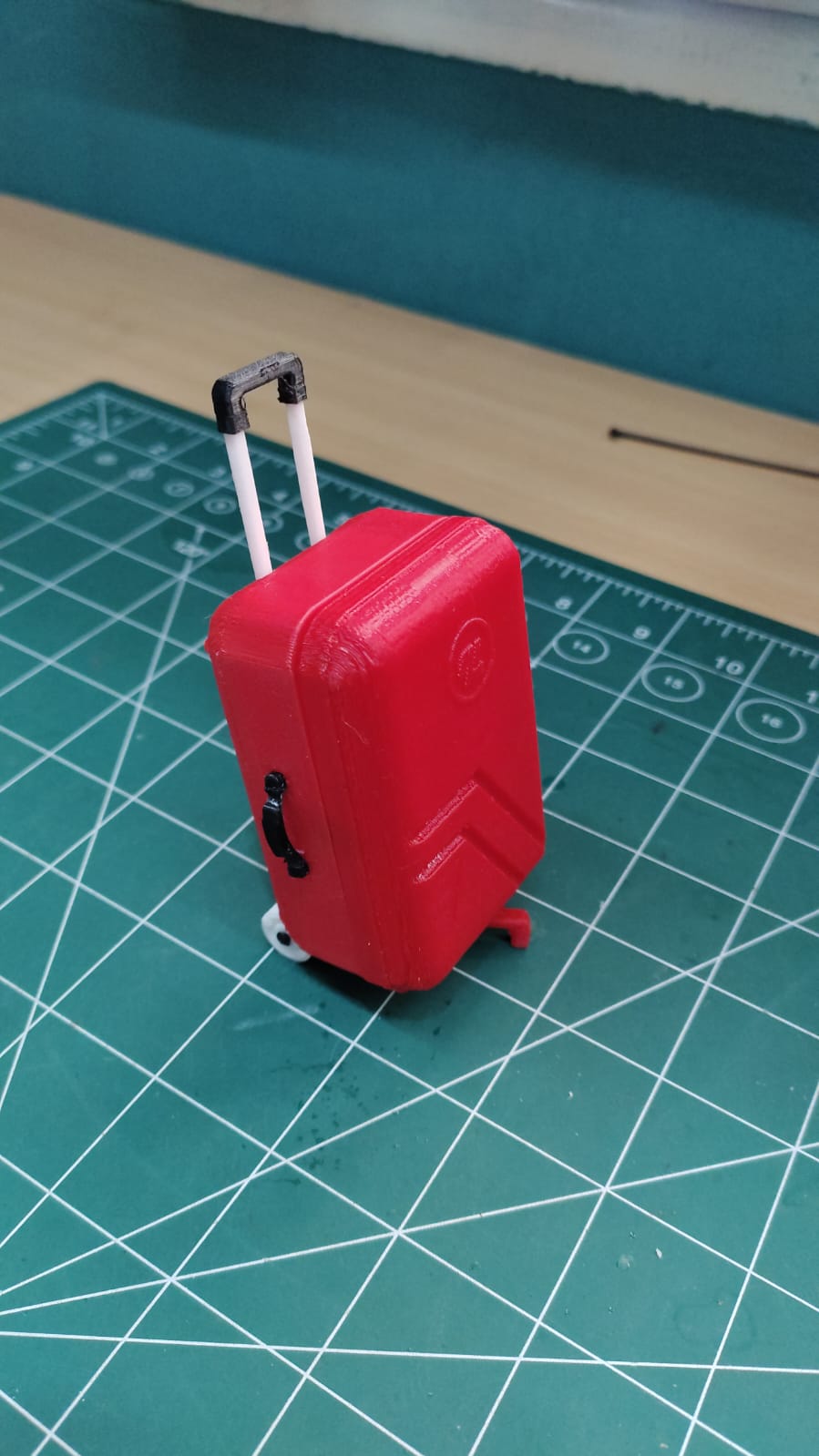 Miniature Suitcase toy; 3d printed por Aakaar Lab | Descargar modelo ...