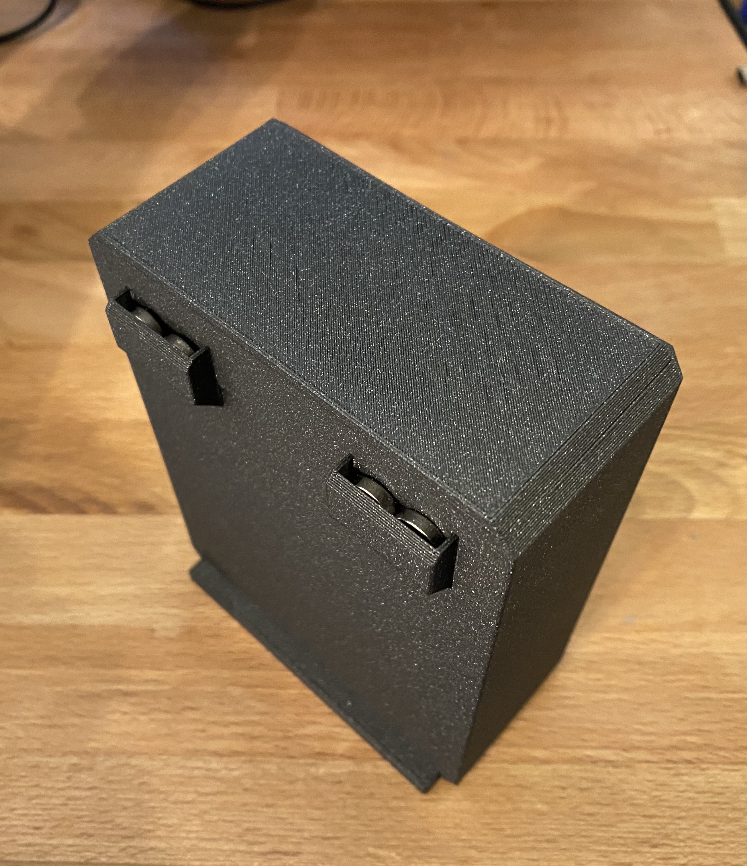 Sharps Container Magnetic by Ed Ivory | Download free STL model ...