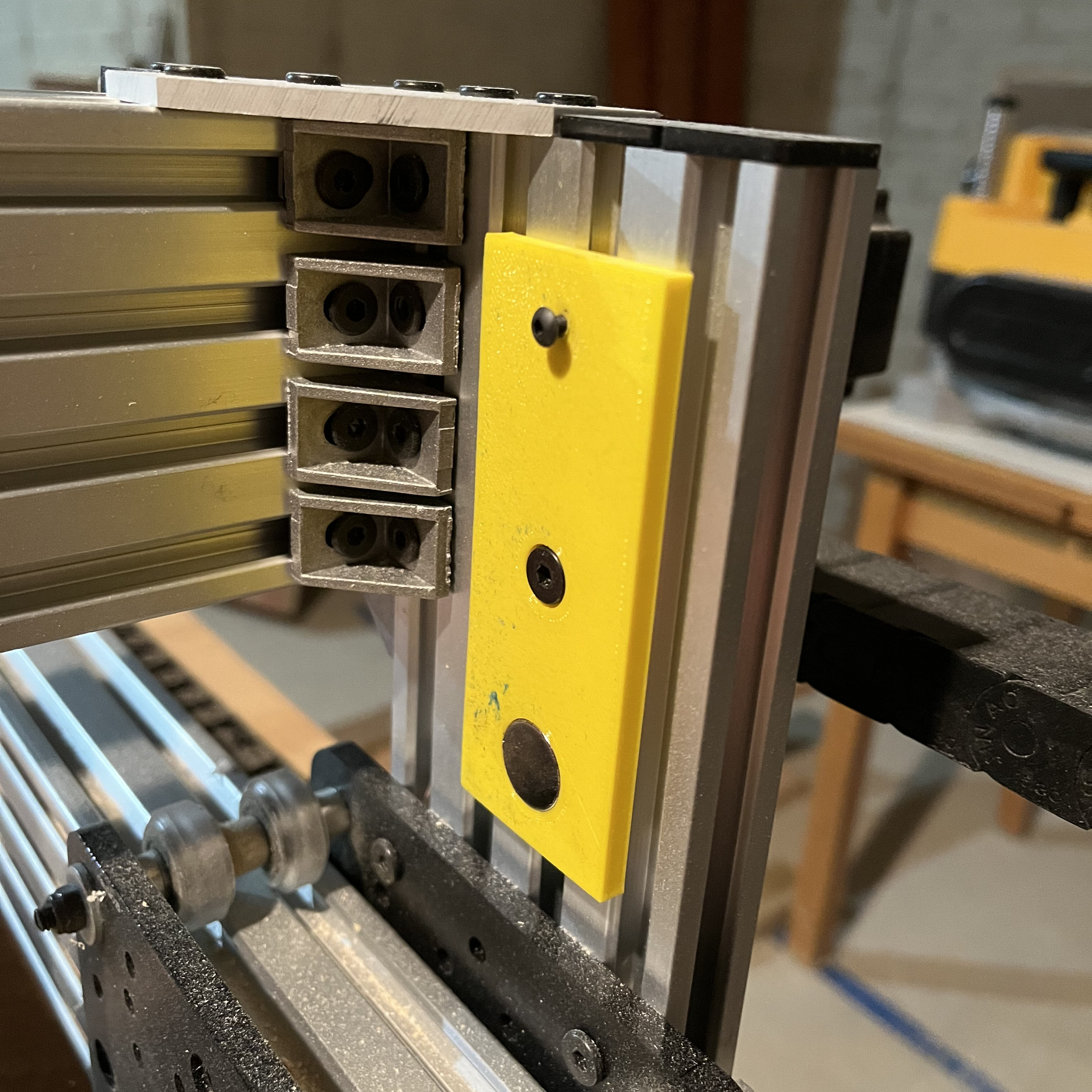 CNC LED Work Light Mount by Daniel Frechette | Download free STL model ...