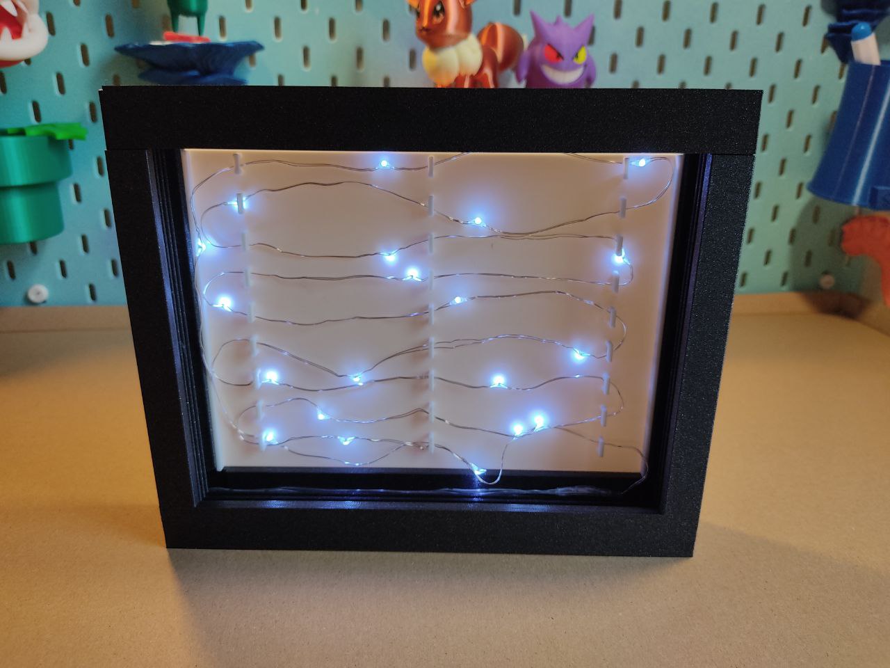 Box with hangable LID and LIGHTS by The Maker Chemists | Printables Store
