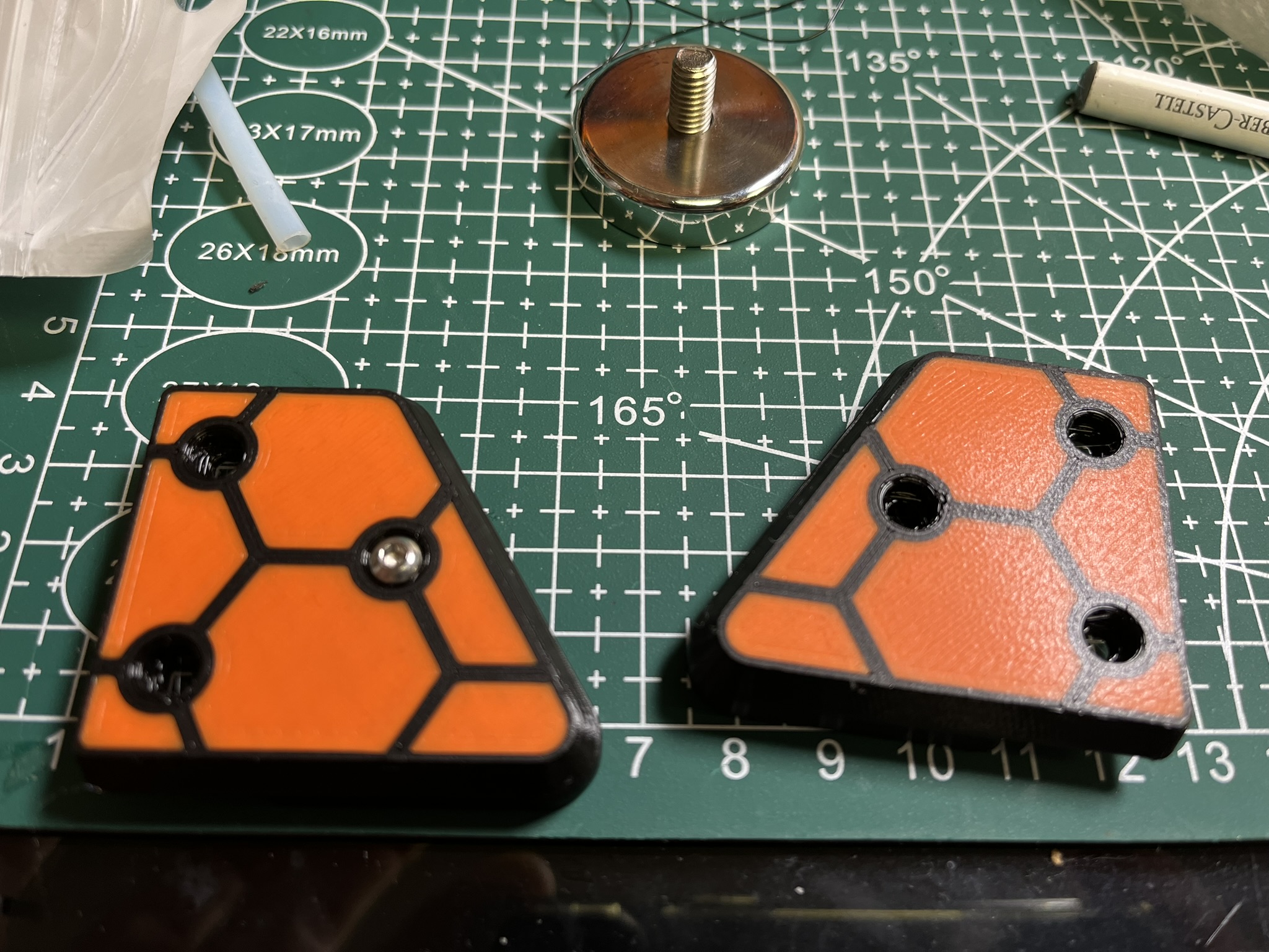 Prusa Spool Holder mounting bracket by Dan | Download free STL model ...