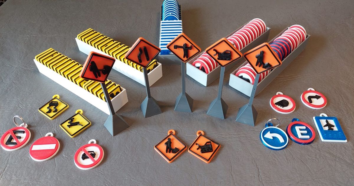 Traffic Signs (for scale models and key ring) - Set of 5 Temporary ...