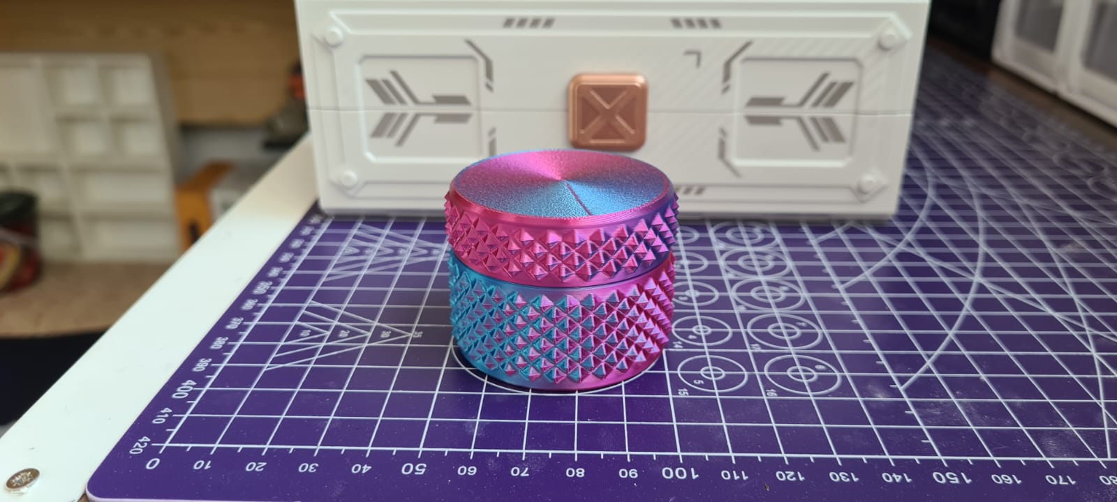 Universal Rugged Knurling Pattern Cylindrical Container by slavik ...