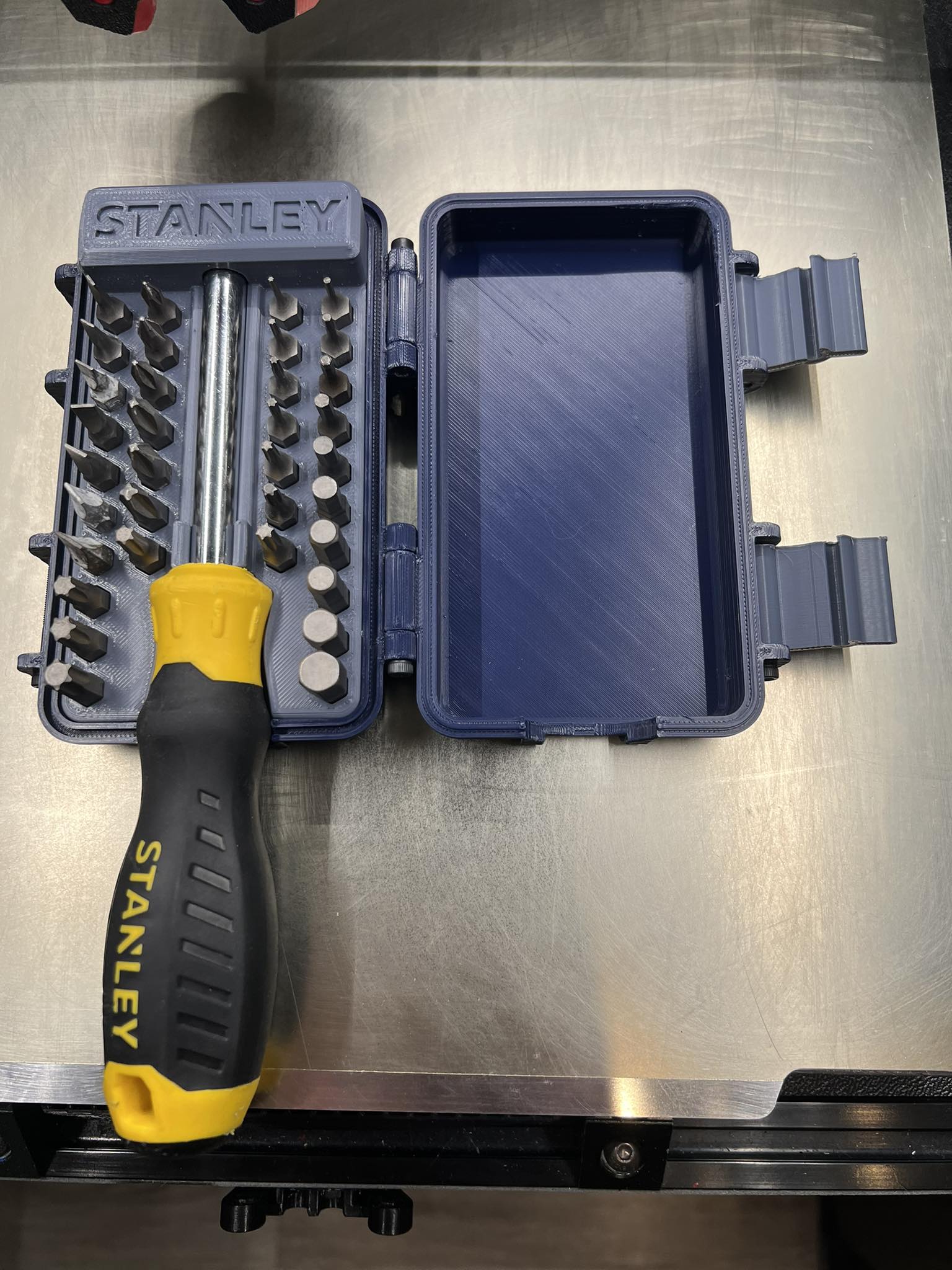 Rugged box with insert for screwdriver Stanley STH0-70885 by Dziobaasty ...