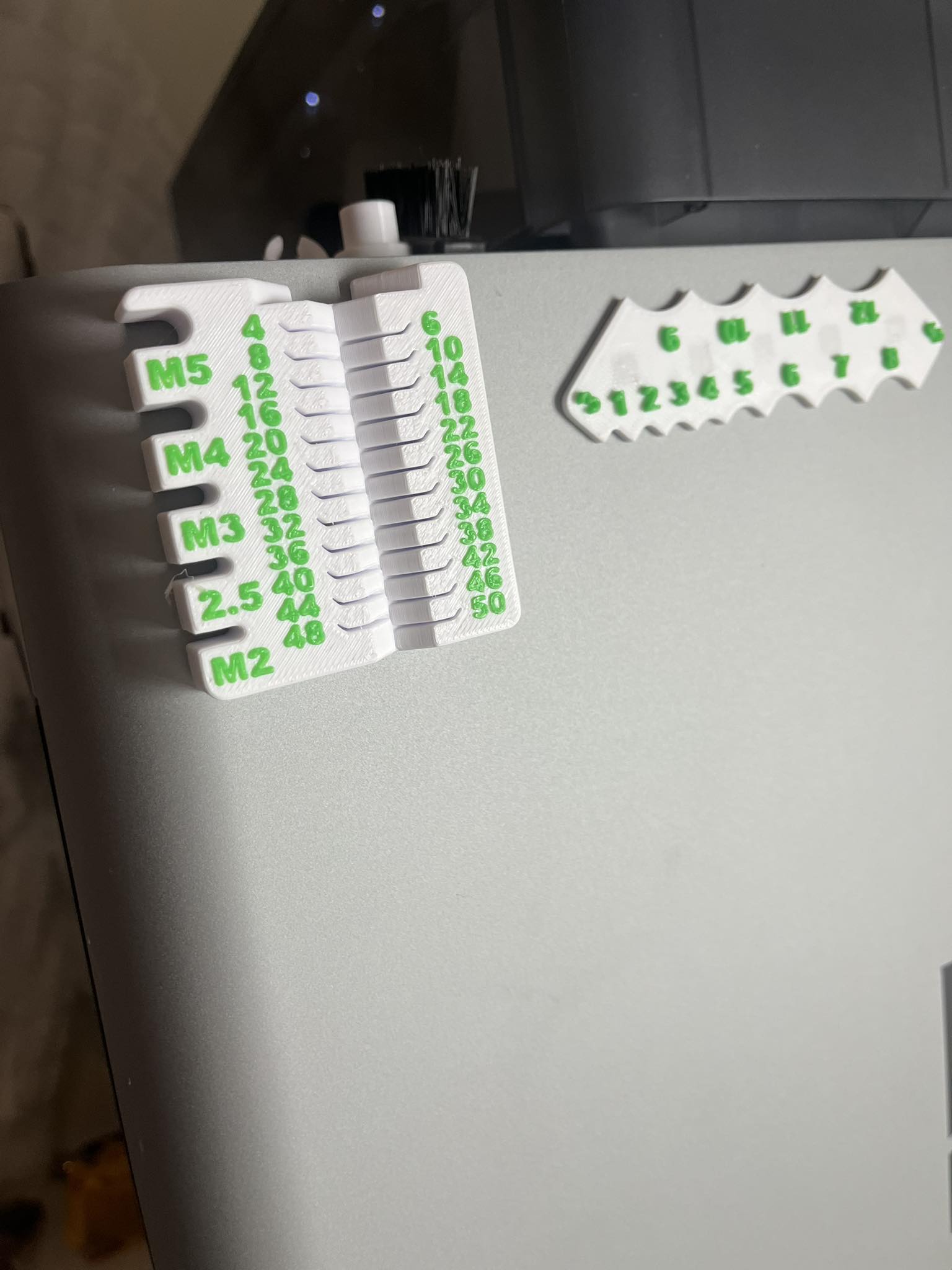 [magnet insert] Rapid Metric Screw Measuring Tool (M2-M5, up to 50mm ...