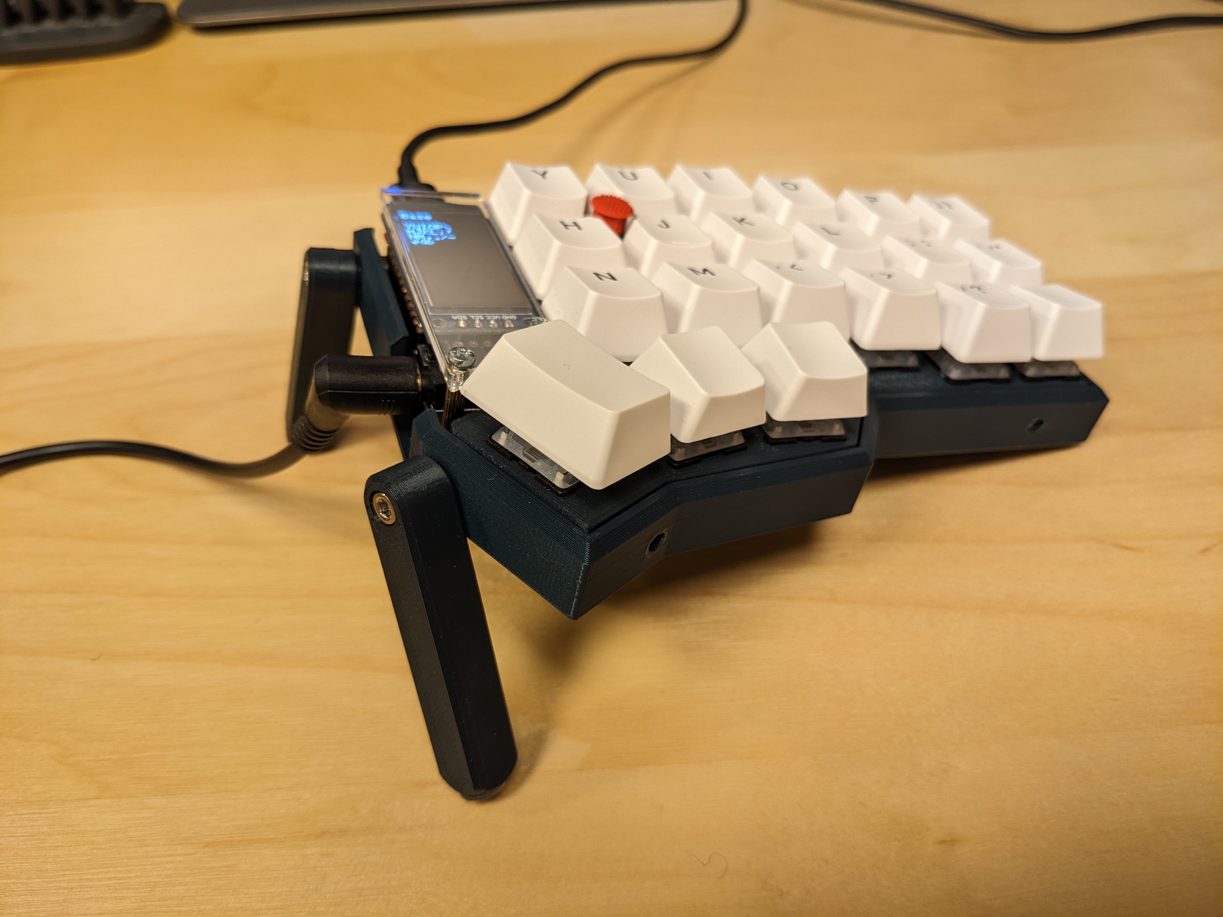 crkbd trackpoint by joh | Download free STL model | Printables.com