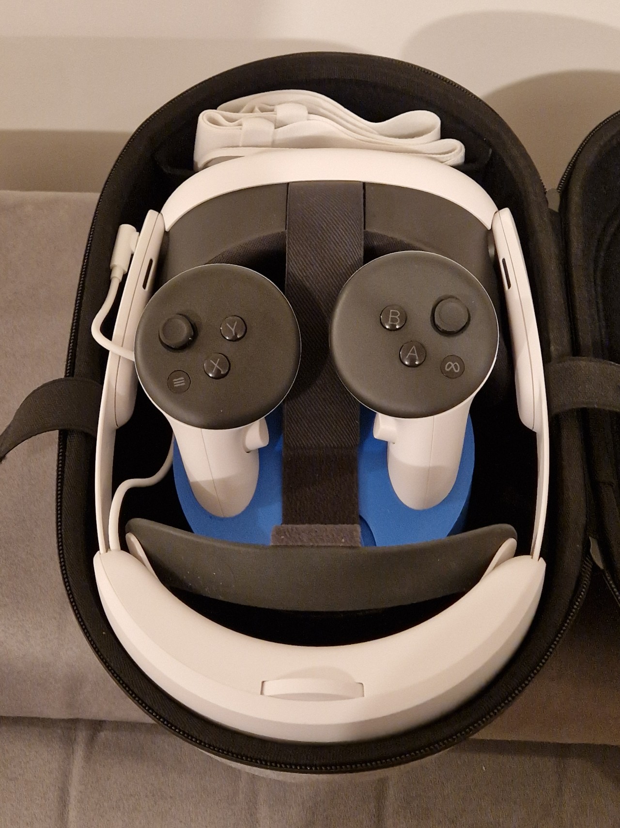 Meta Quest 3 controller case insert par Aerandir14 | Téléchargez ...
