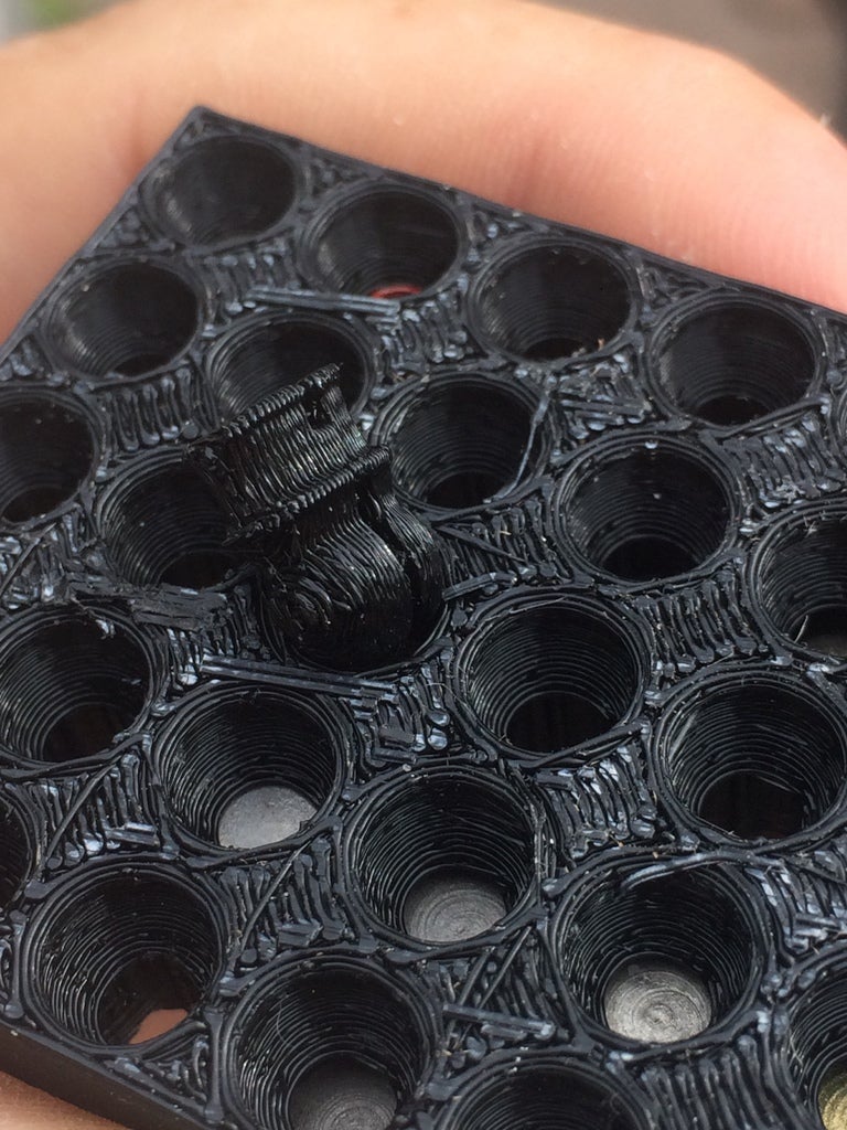 Detachable Pegboard Hex Screwdriver Bit Holder by smysnk | Download free STL model | Printables.com