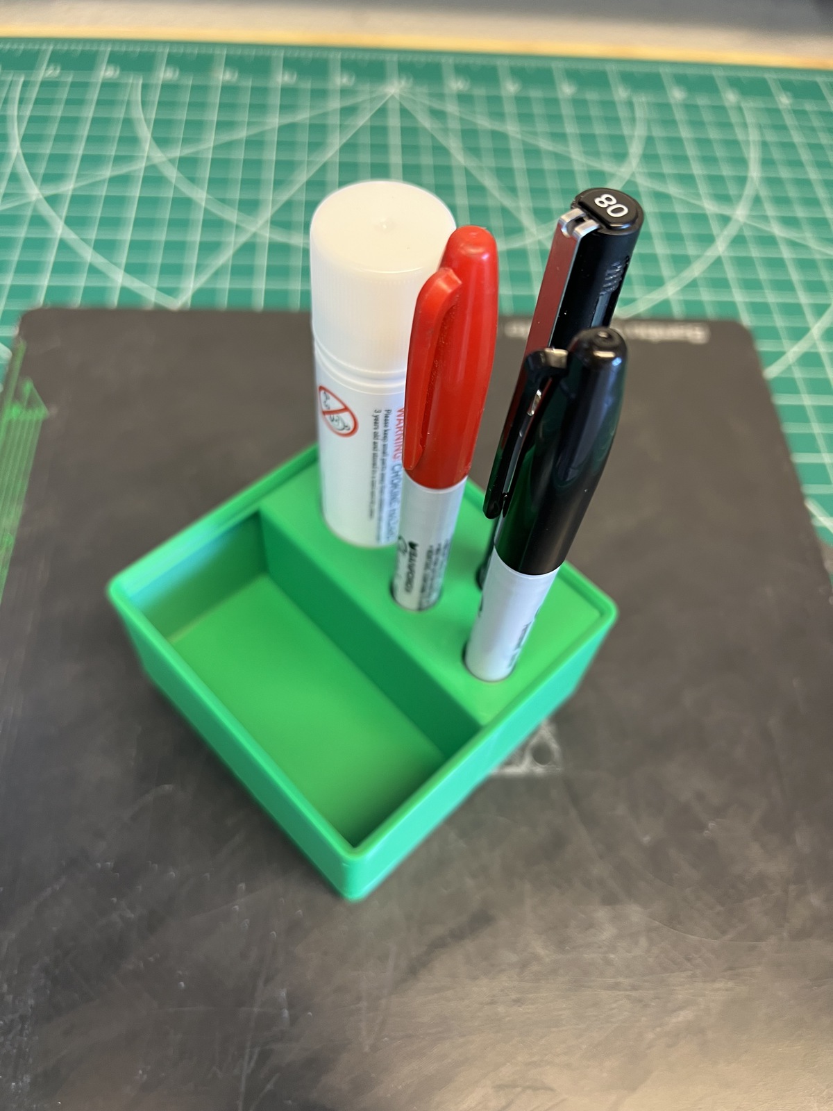 Gridfinity 2x2x6 Combo Glue, Pens, Tray by Longracks Labs | Download ...