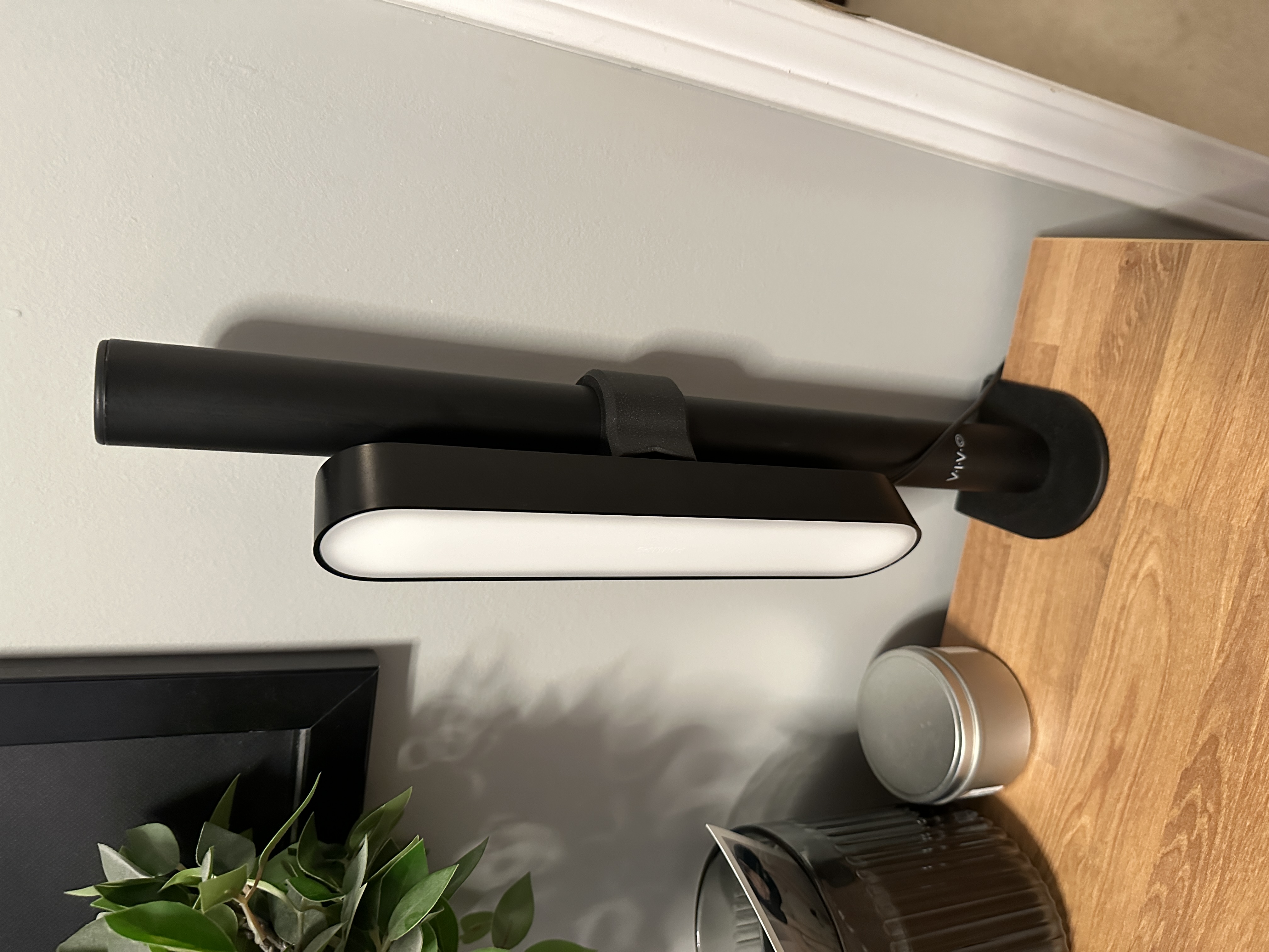 Hue Play Bar mount for Vivo Monitor Pole - Key / Fill Desk Light by ...