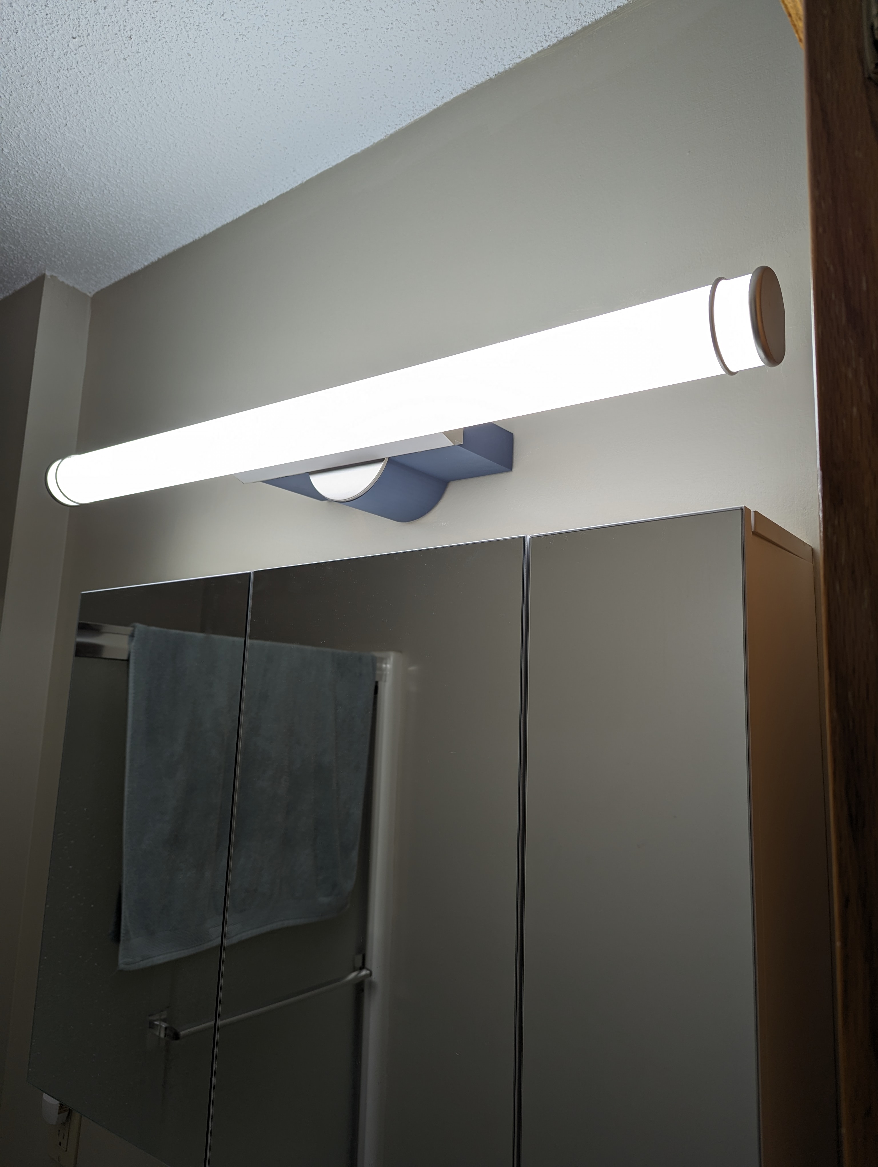 Light Spacer for Vanity Mirror by Inverted Pursuits Lab | Download free ...