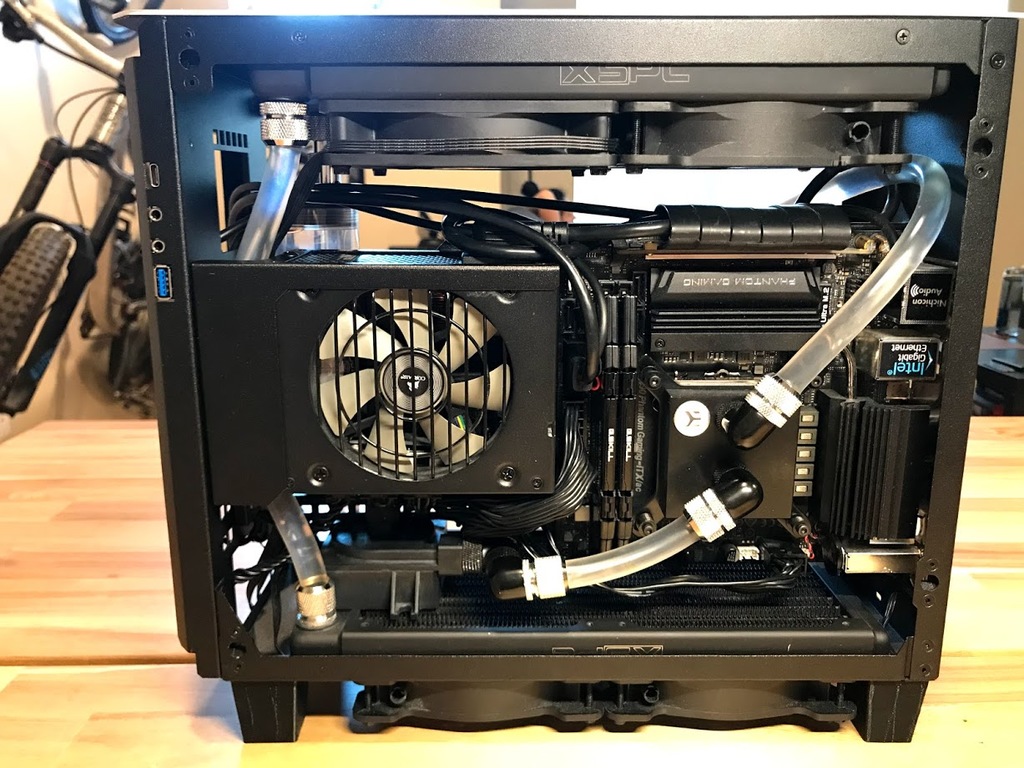Sliger SM570 Feet: 25mm Thick Fan Clearance by SUG | Download free STL ...