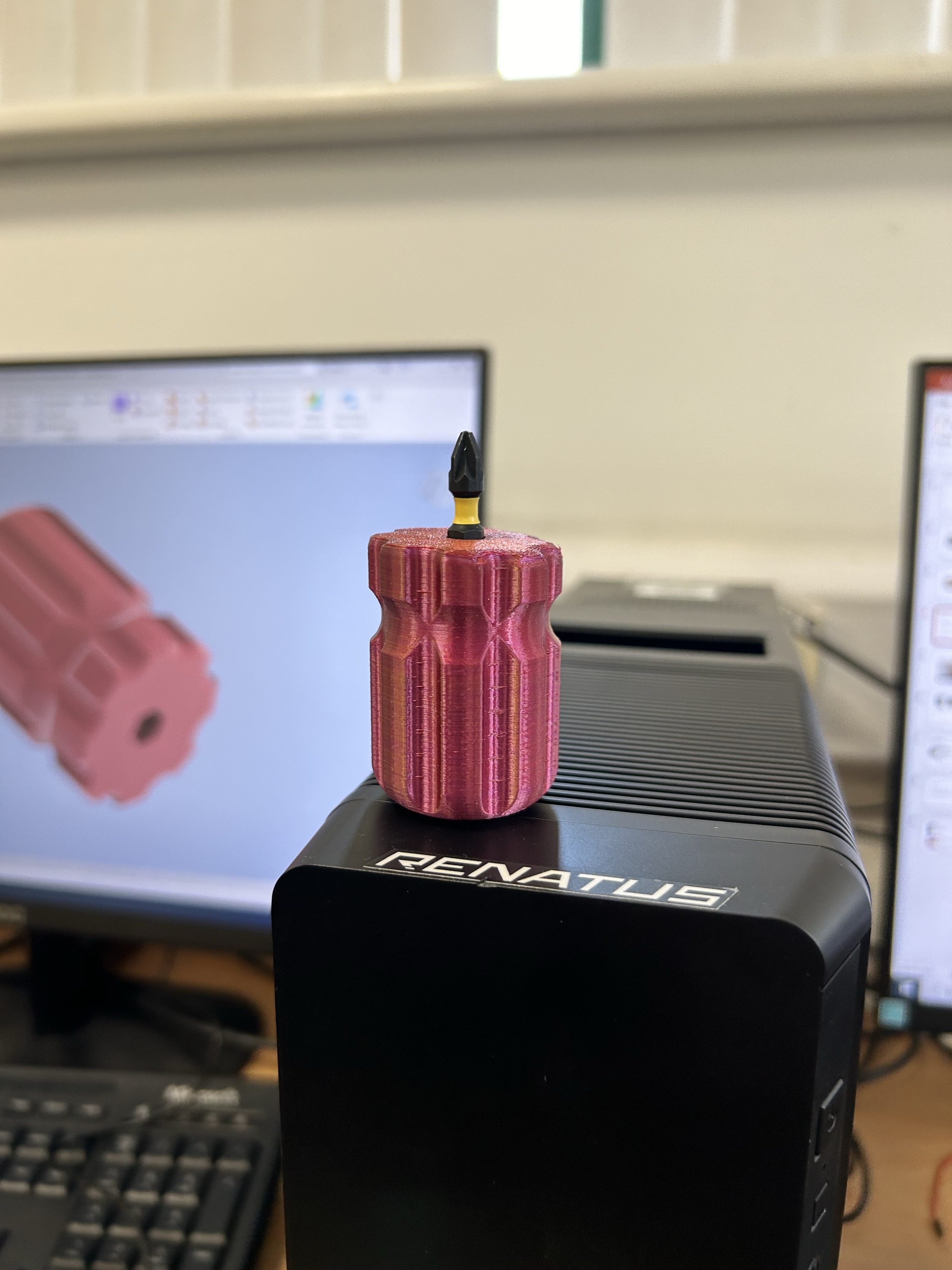 Screwdriver by Oliver Rothner | Download free STL model | Printables.com