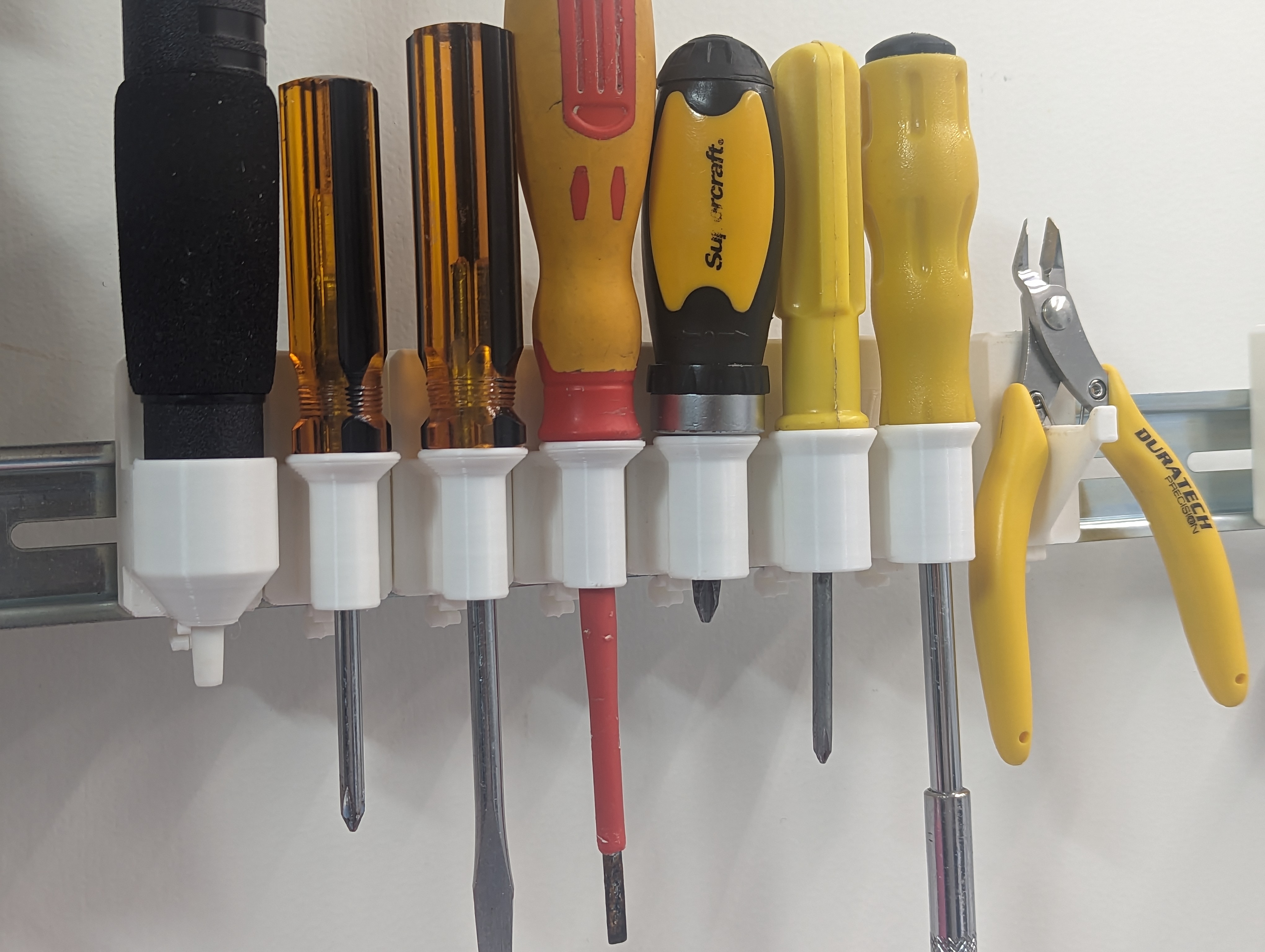 Sy's Peglock - Parametric Loop Mounts. by Donovan Baarda | Download ...