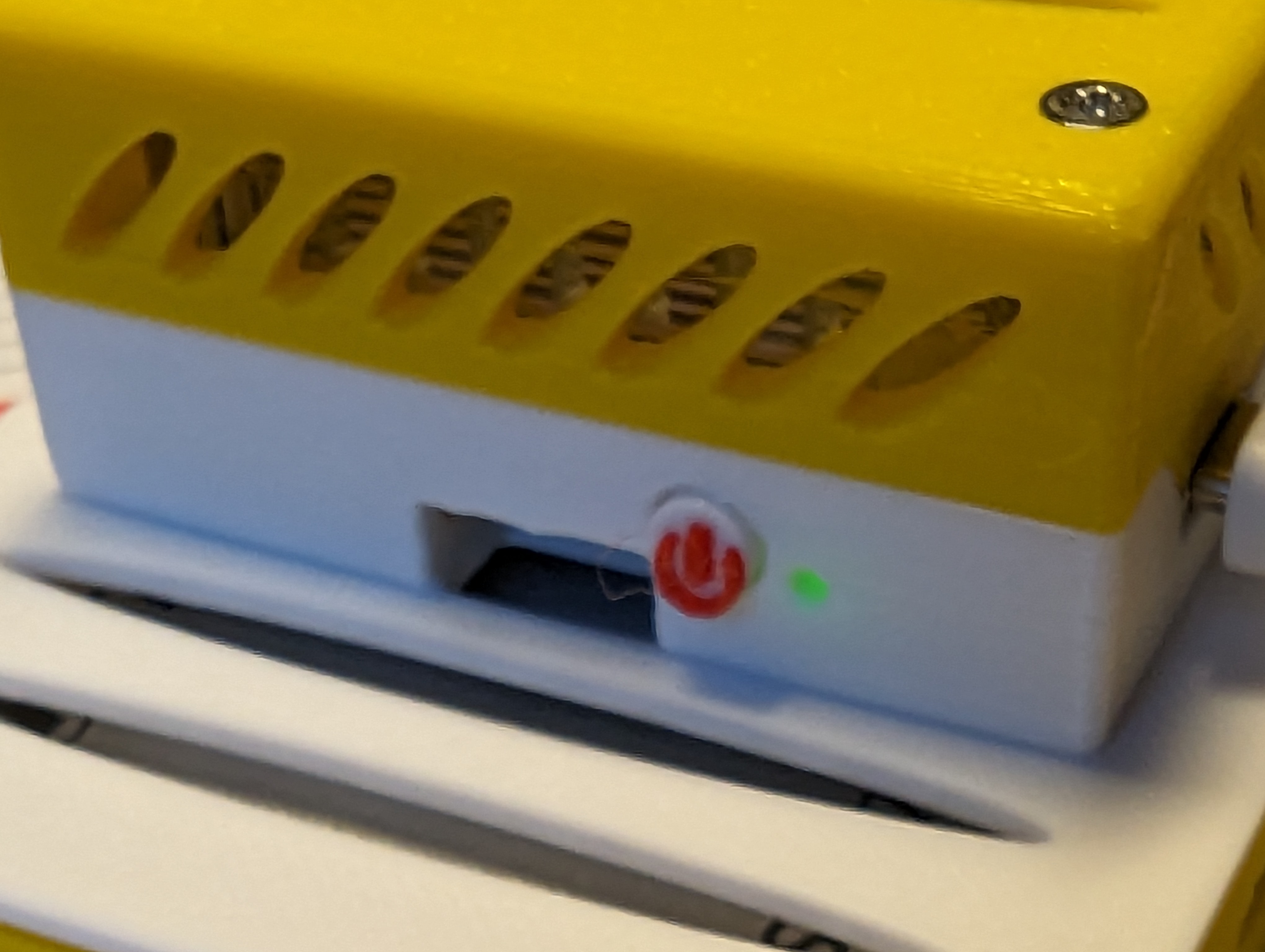 Raspberry Pi5 Active Cooler with modular 2,5" SSD/HDD Mount by Helmar ...