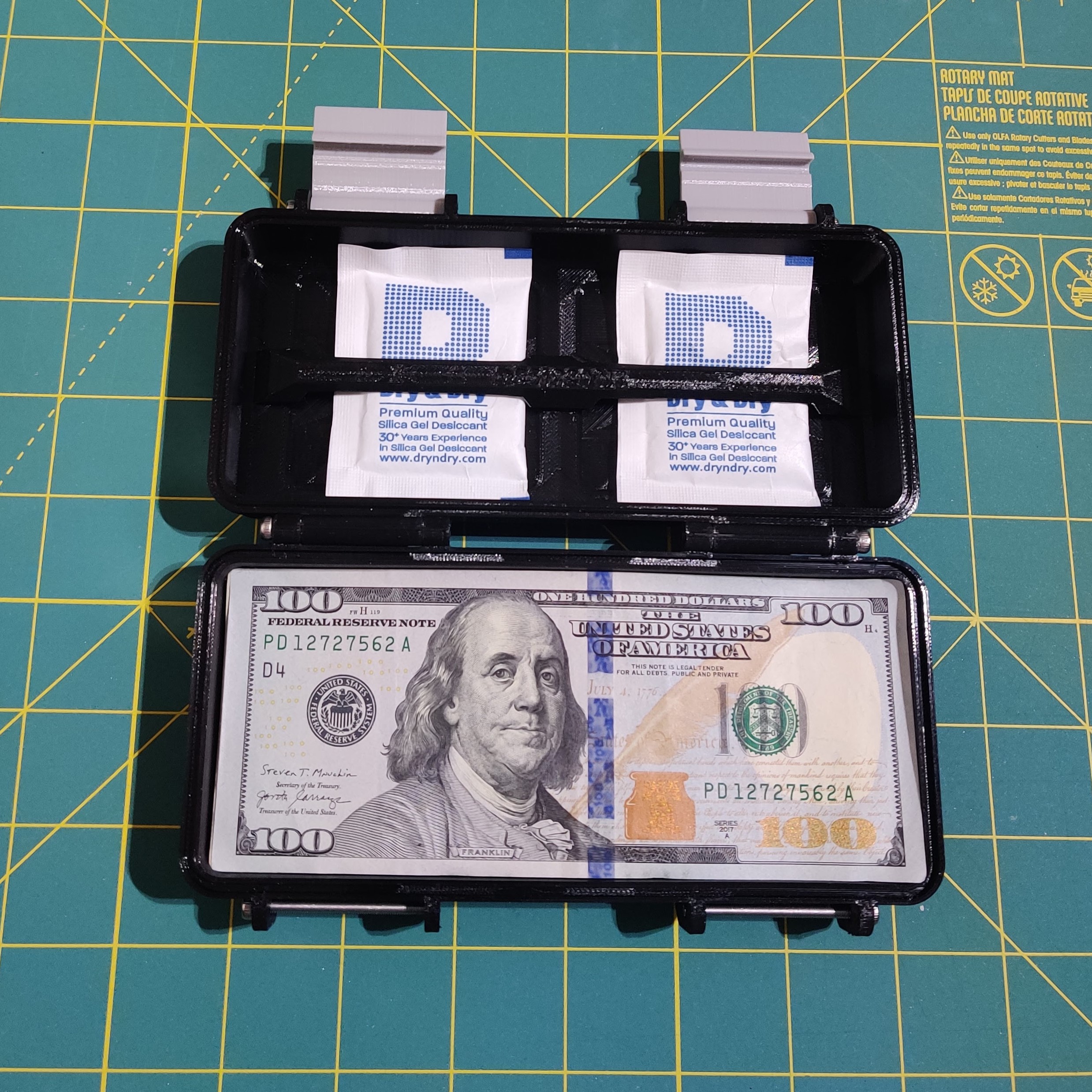 Rugged Box - Money Box [USD] by ItemNumber35 | Download free STL model ...