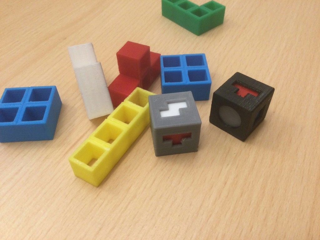 7 Color Stoli Dice (Not a multicolor Print, Customizable) by geit_de ...