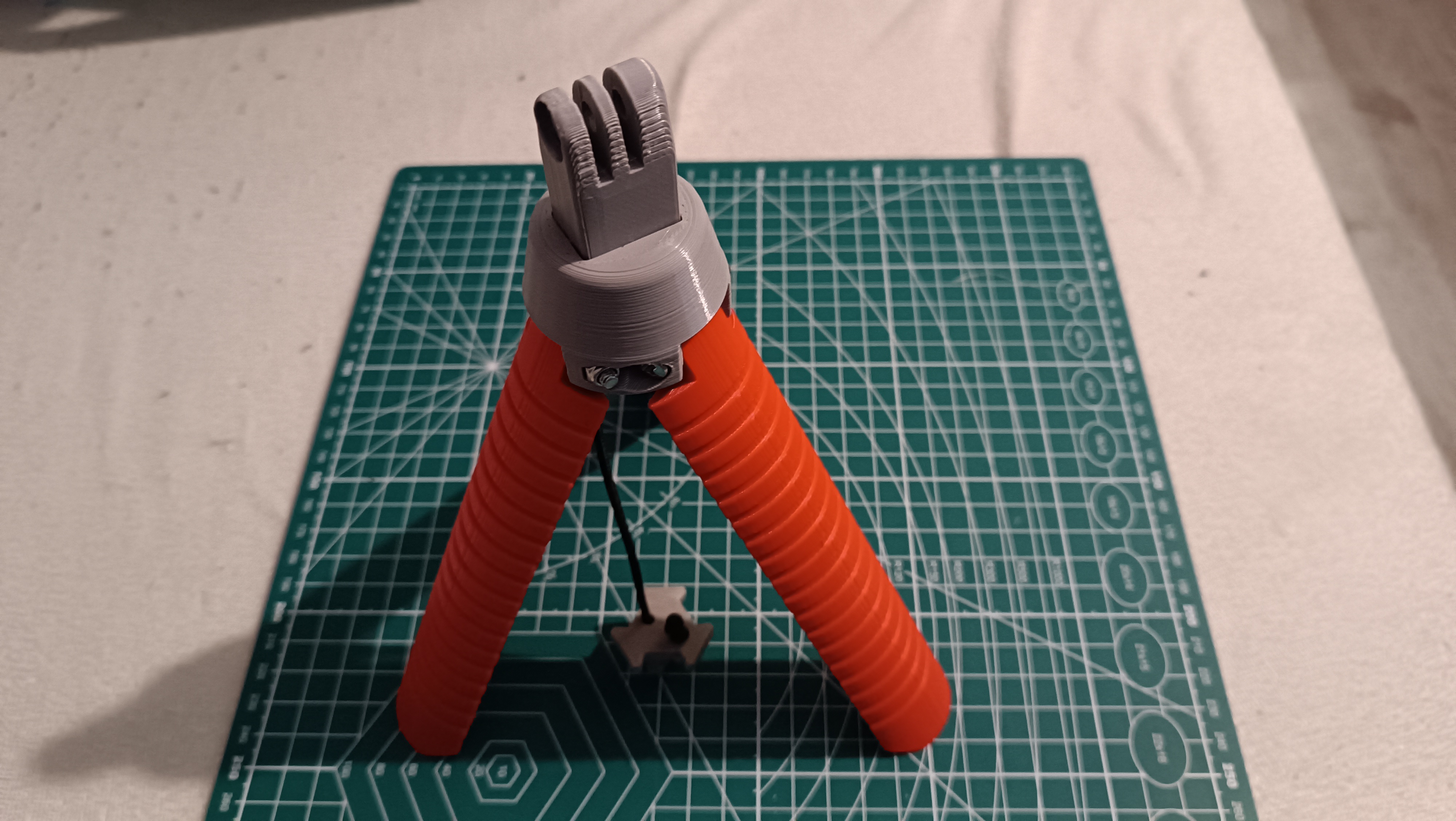 GoPro Tripod with locking piece by DDM Junior | Download free STL model ...