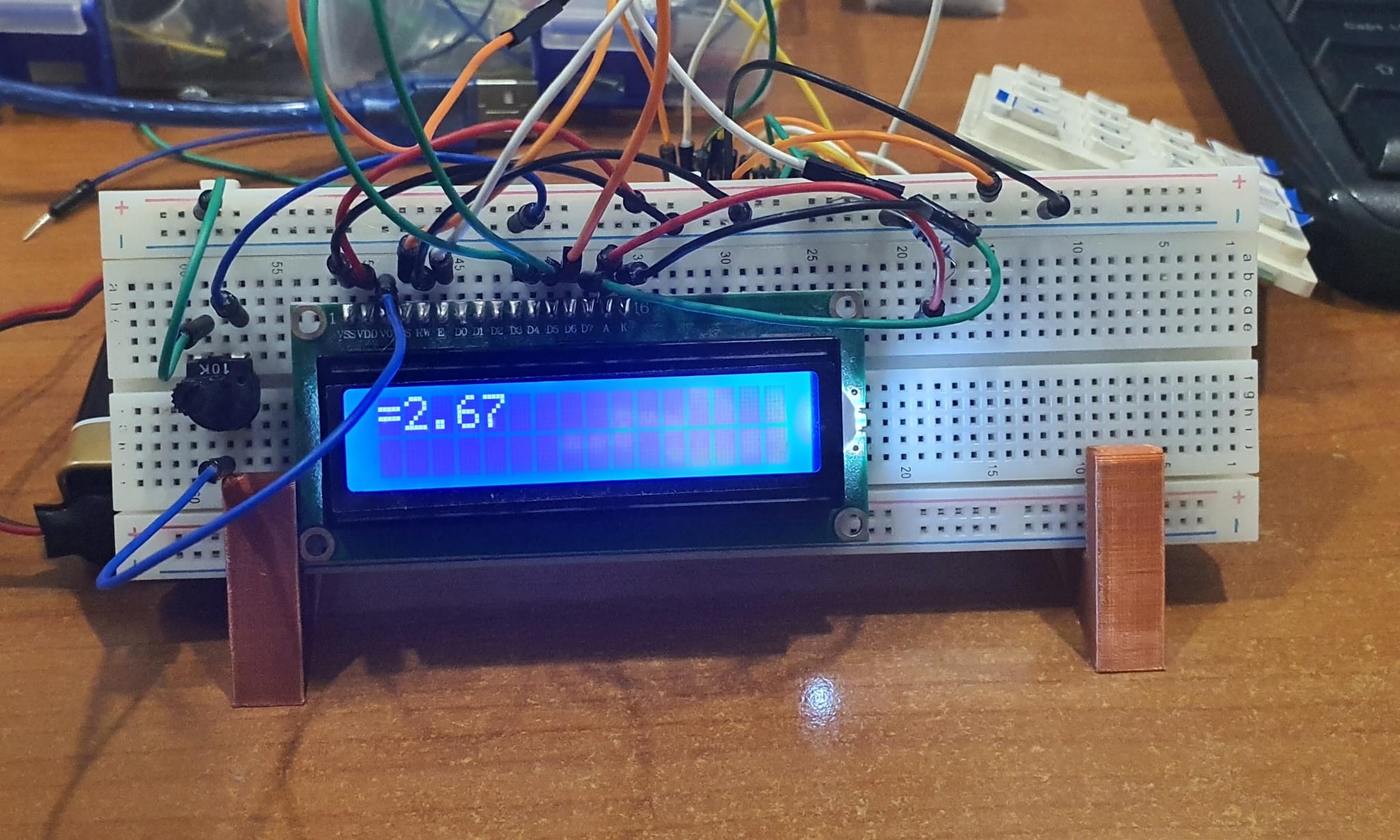 Bread board stand at 45° by Vectron | Download free STL model ...