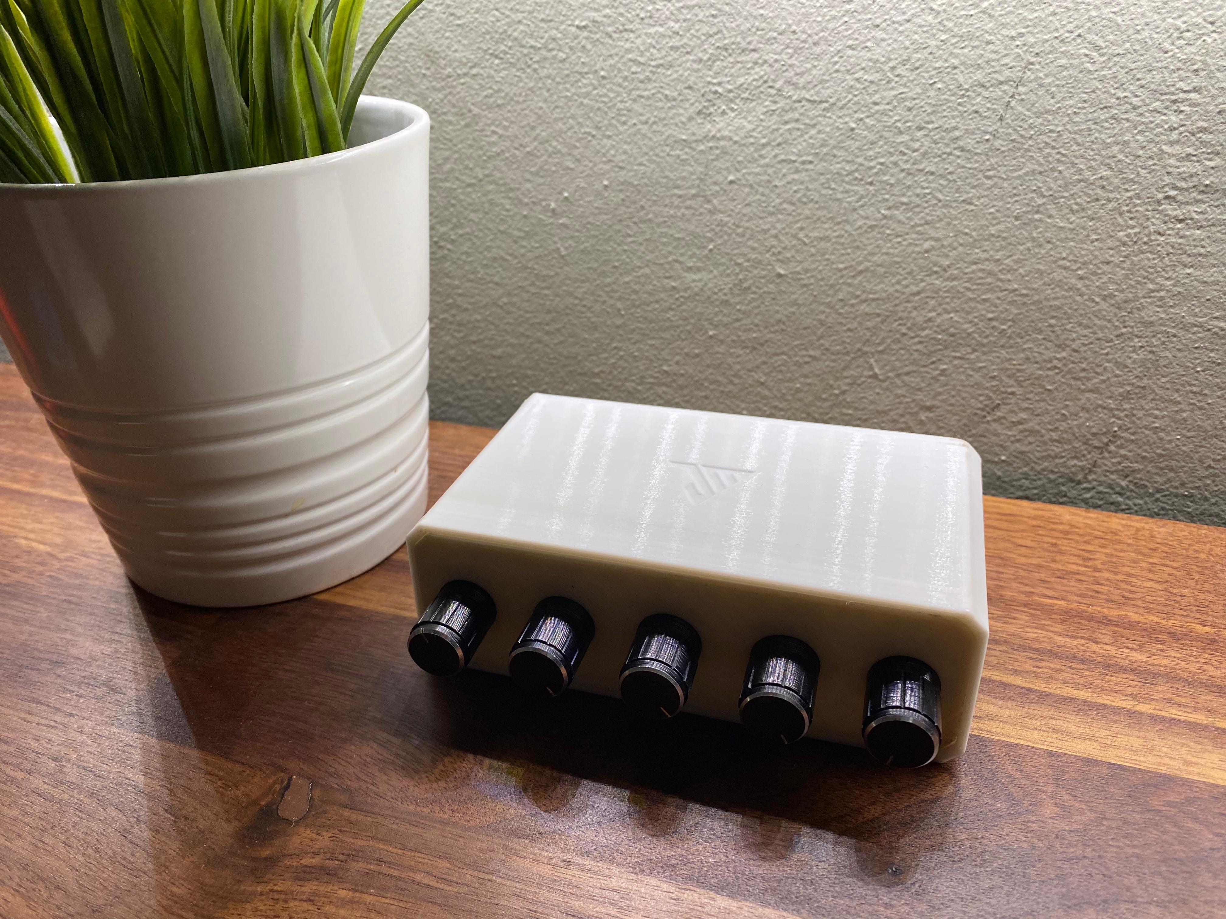 Deej | Volume mixer by Juanjo Mengual | Download free STL model ...