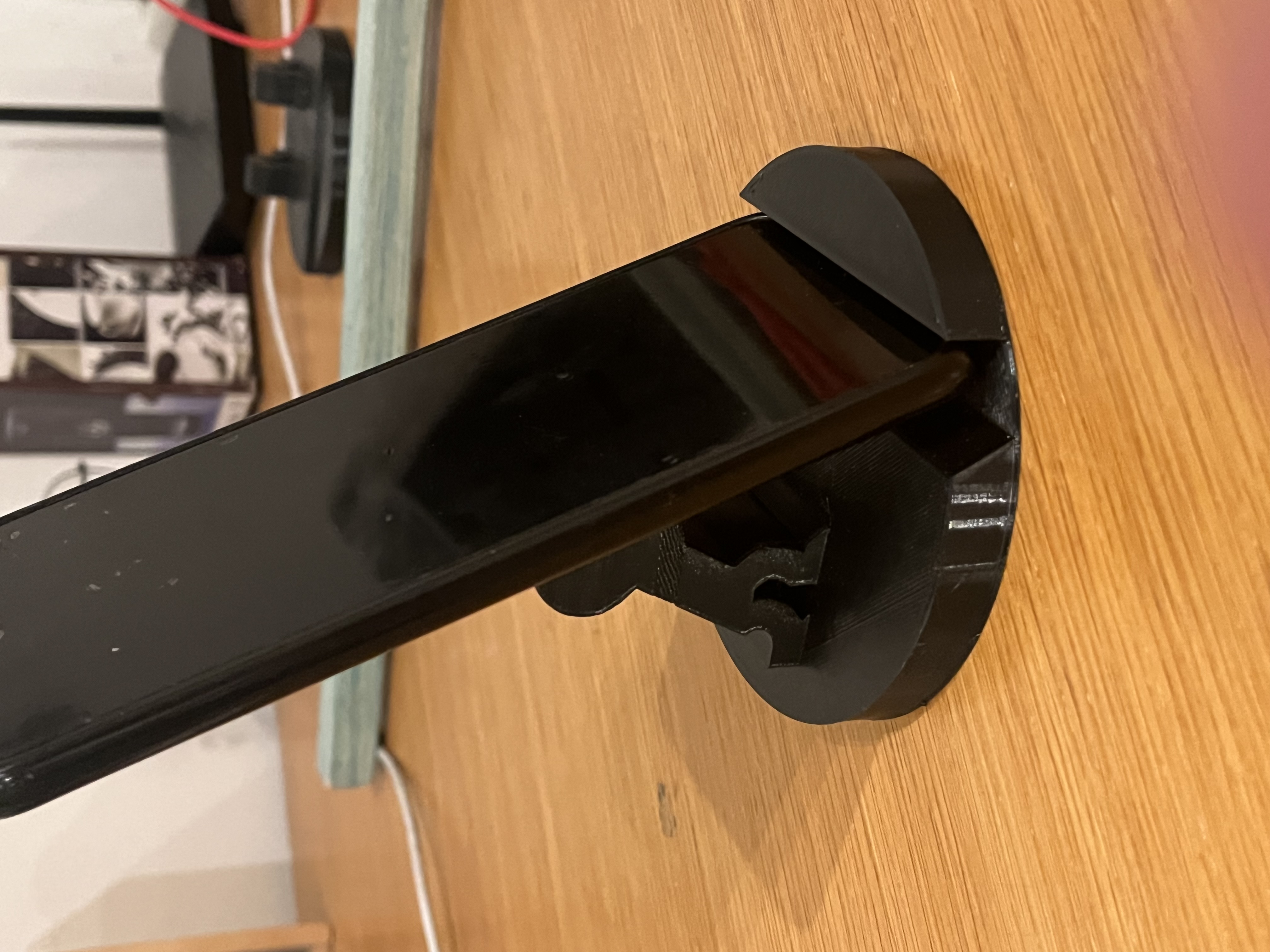 Phone stand by Branja | Download free STL model | Printables.com