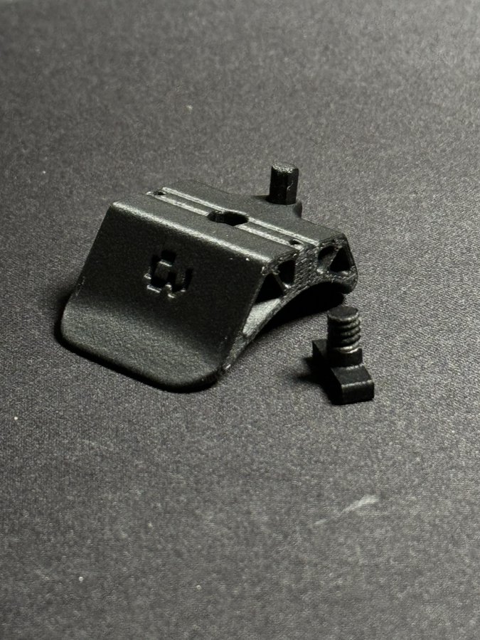 Quest 3 Vive Tracker/Tundra Tracker Mount by cucumberworks | Download ...
