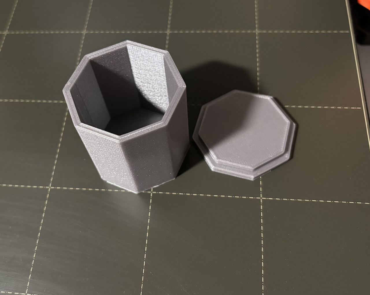 Little octagonal box with lid by Fred | Download free STL model ...