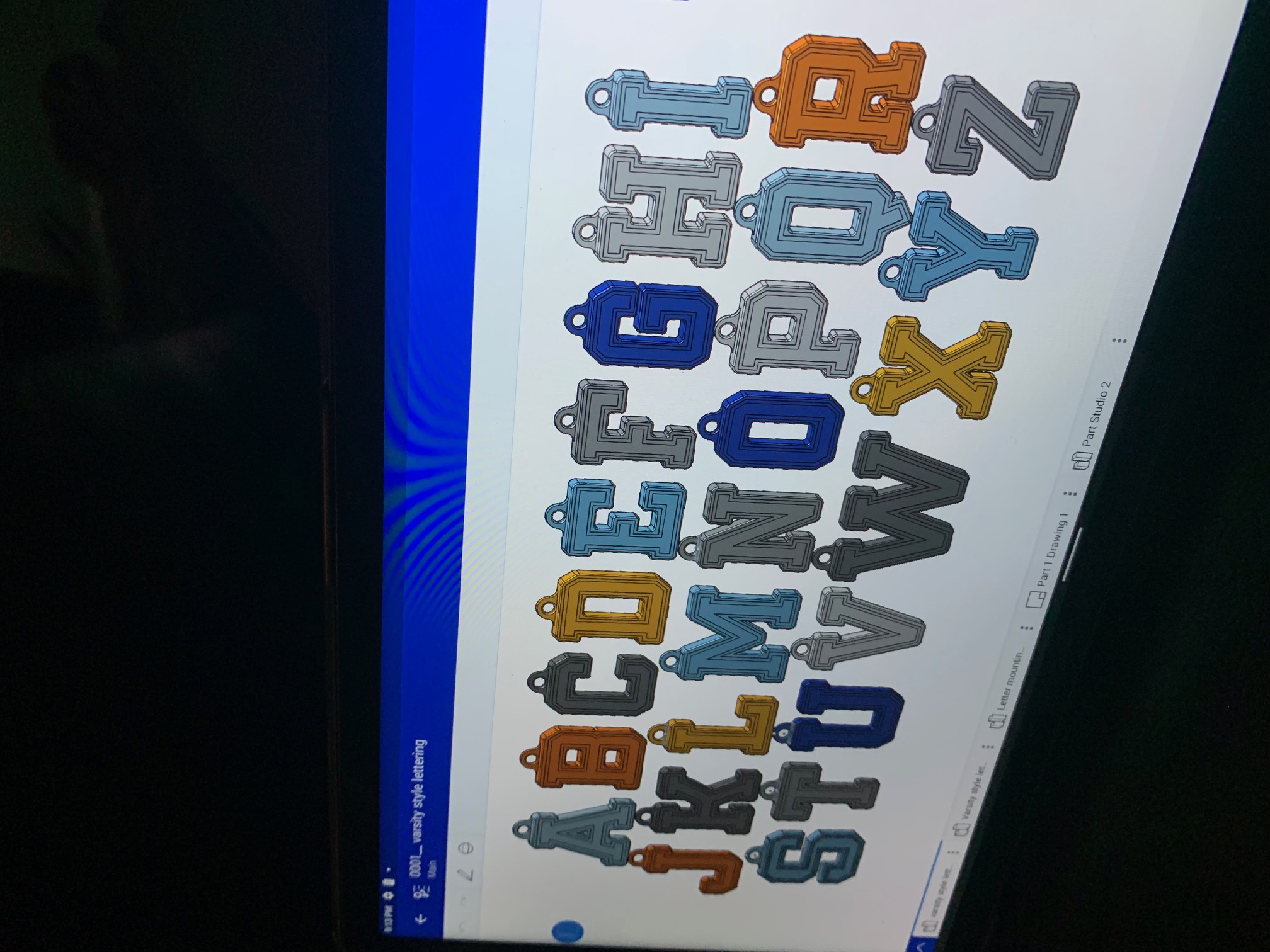 Varsity style Alphabet keychains par steynBerens | Téléchargez ...