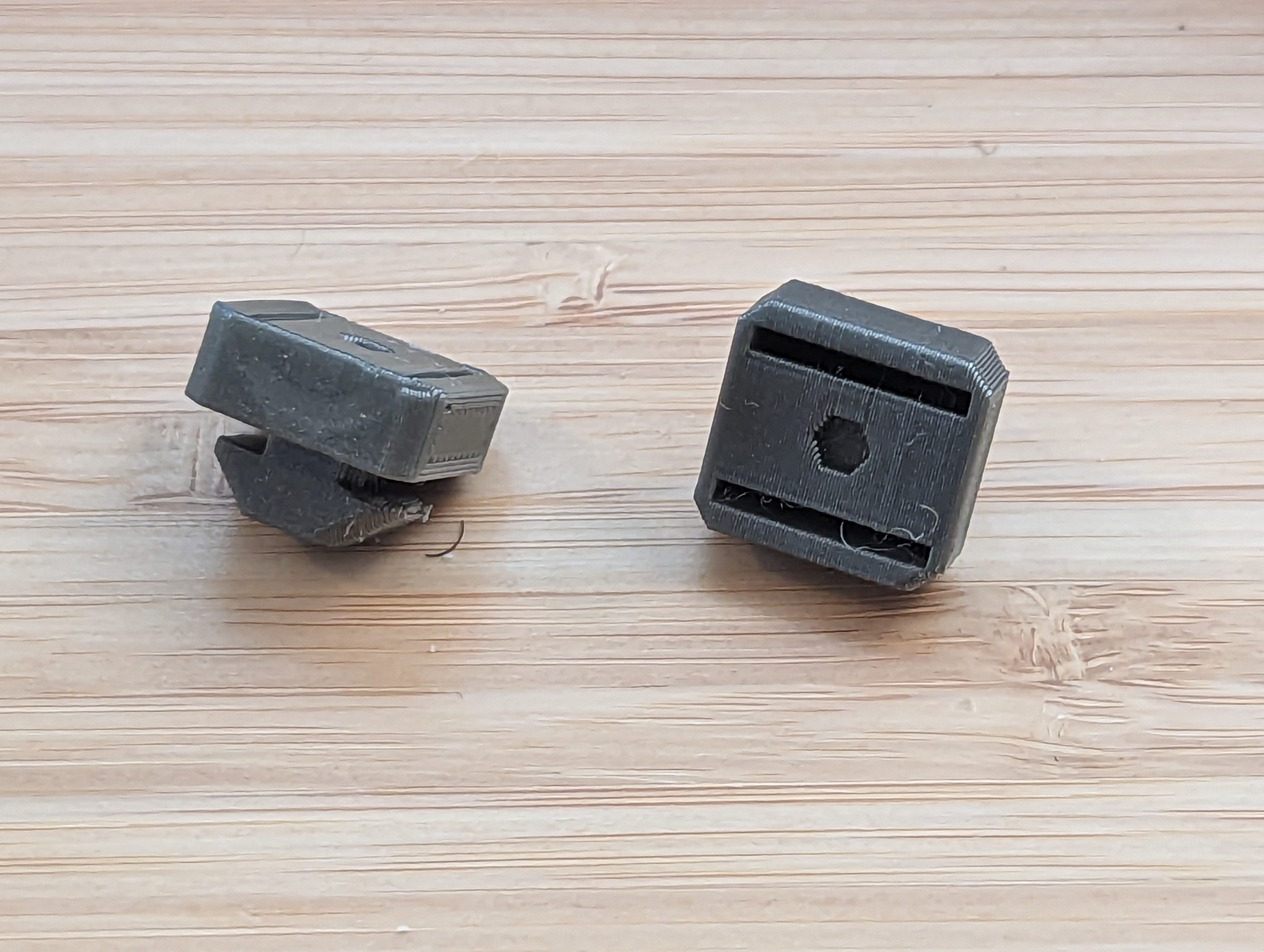 2020 Extrusion 13mm velcro by Mythmon | Download free STL model ...