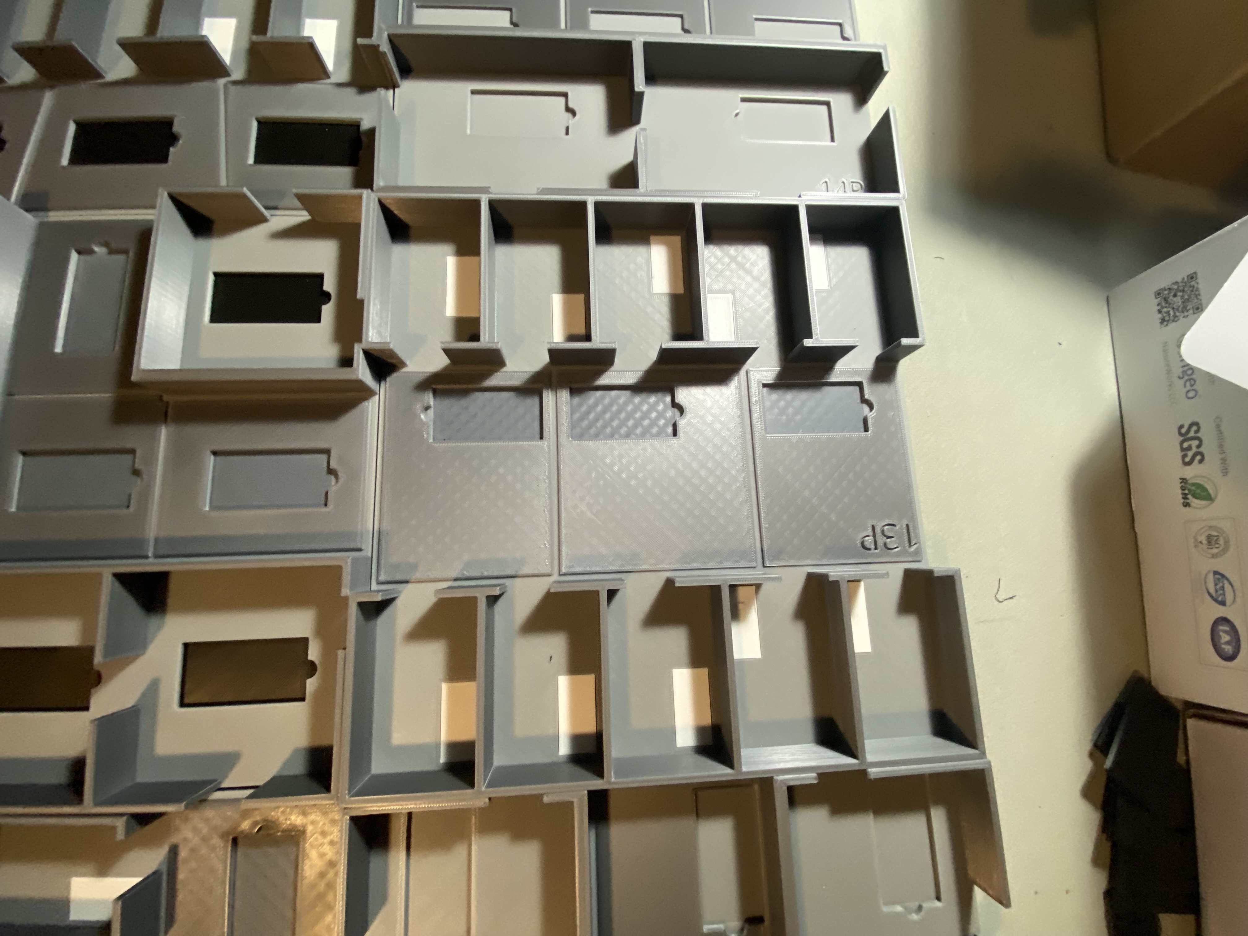 Zombicide Prison Outbreak Tiles par Jesse | Téléchargez gratuitement un ...