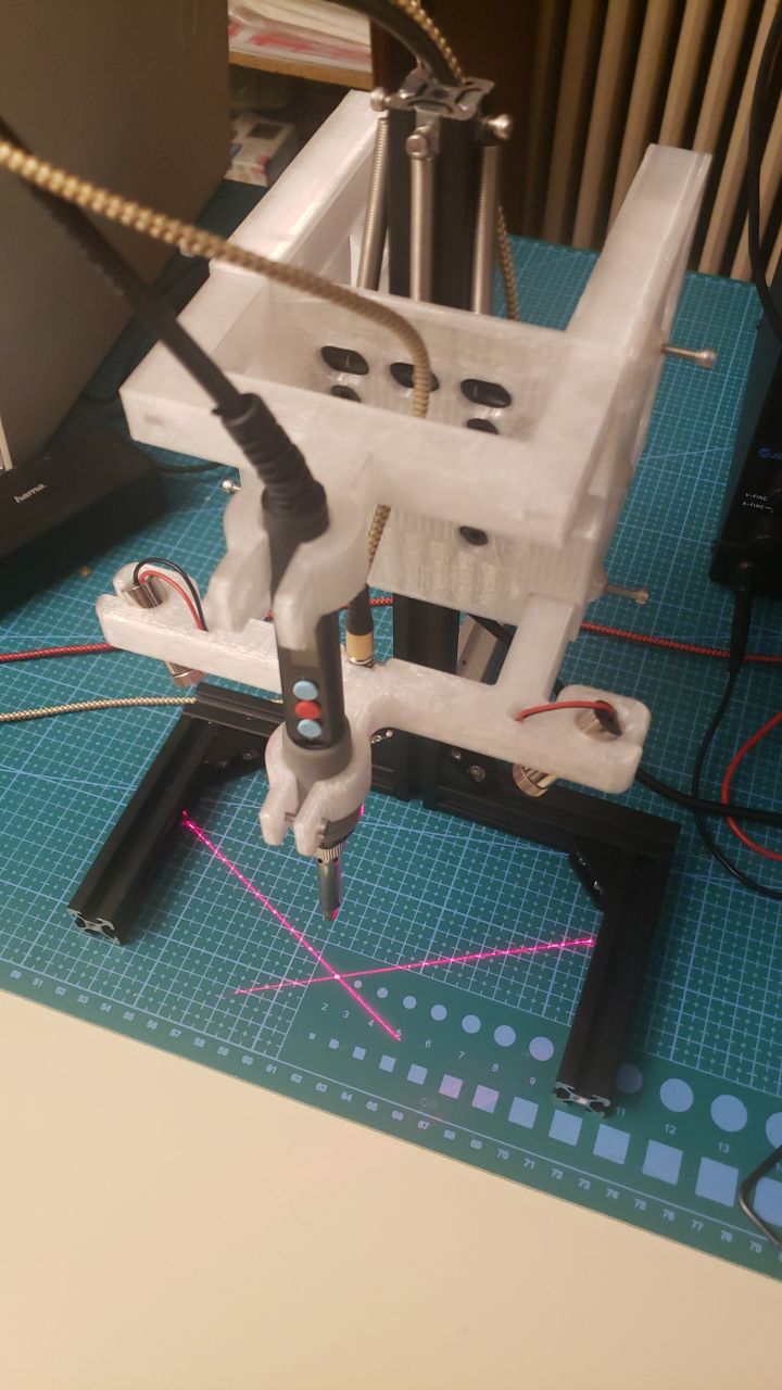 Heat insert press with lasers by Ro3Deee | Download free STL model ...