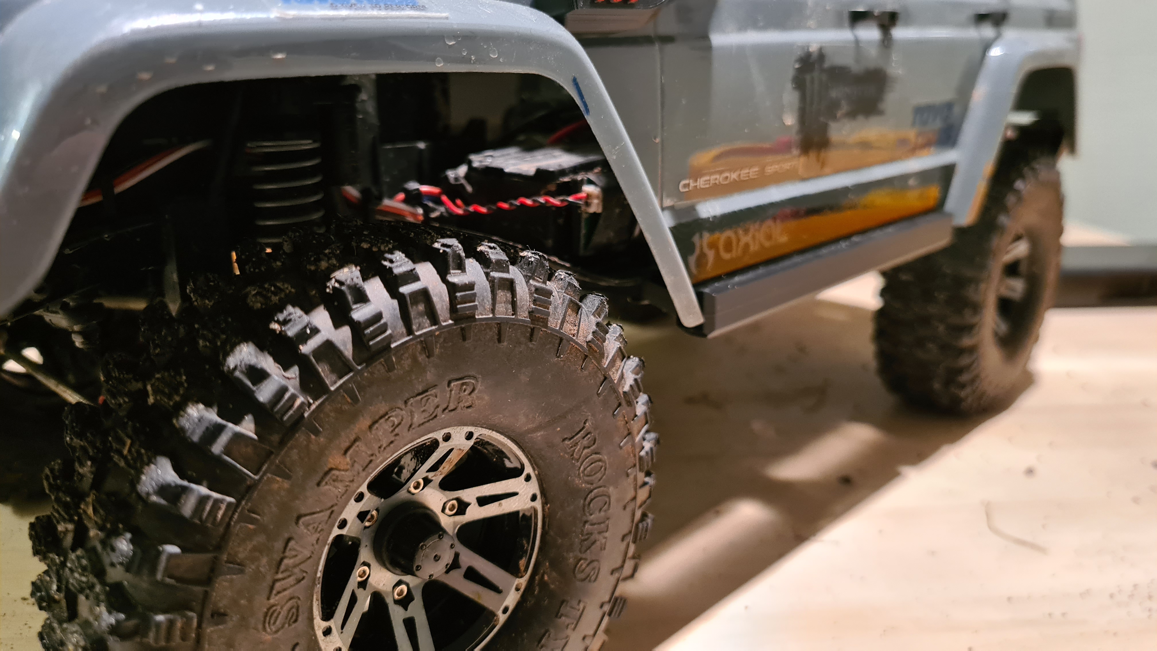 Rockslider SCX10 Jeep Cherokee by Sebastian p | Download free STL model ...