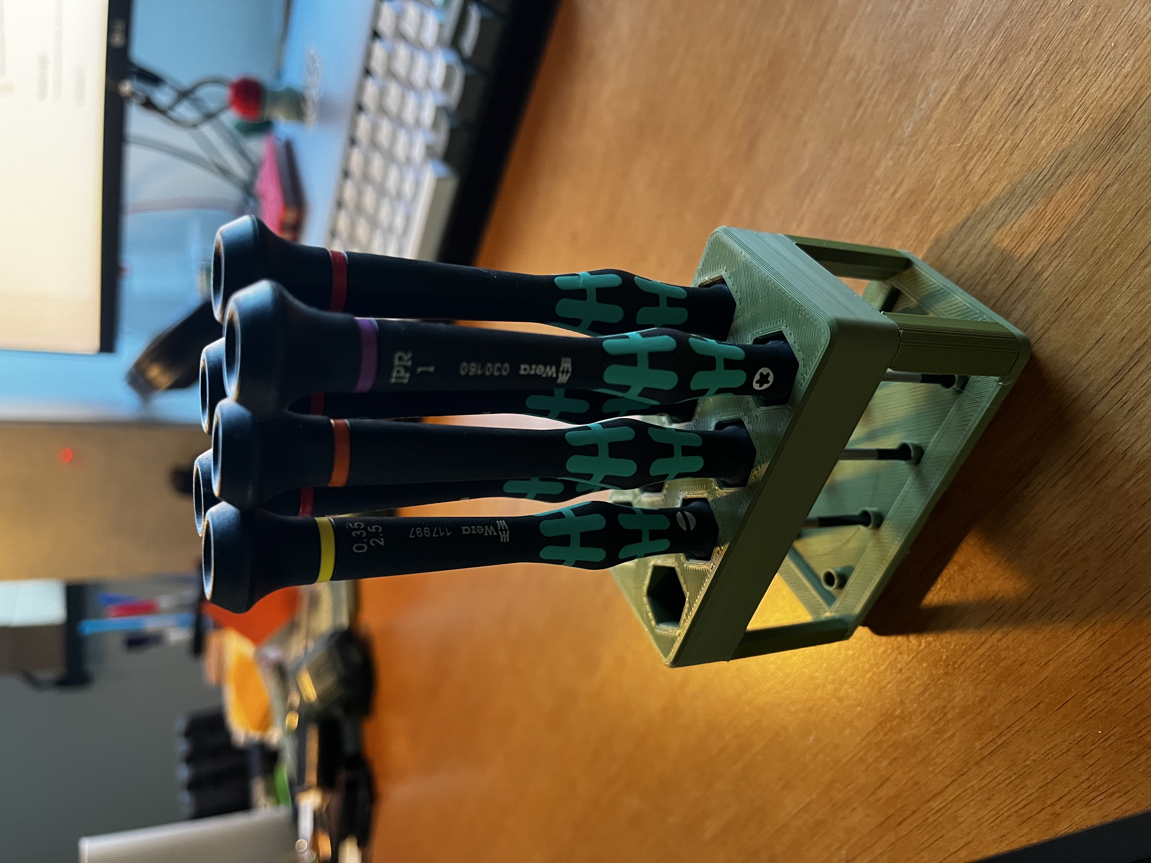Wera Gridfinity Screwdriver Rack 1x2 (short leg) by vlamofiel | Download free STL model ...