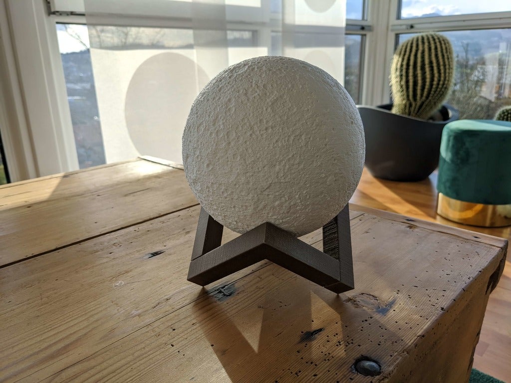 Moon Lamp (LED Strip Mount WS2812B) von don frechdachs | Kostenloses ...