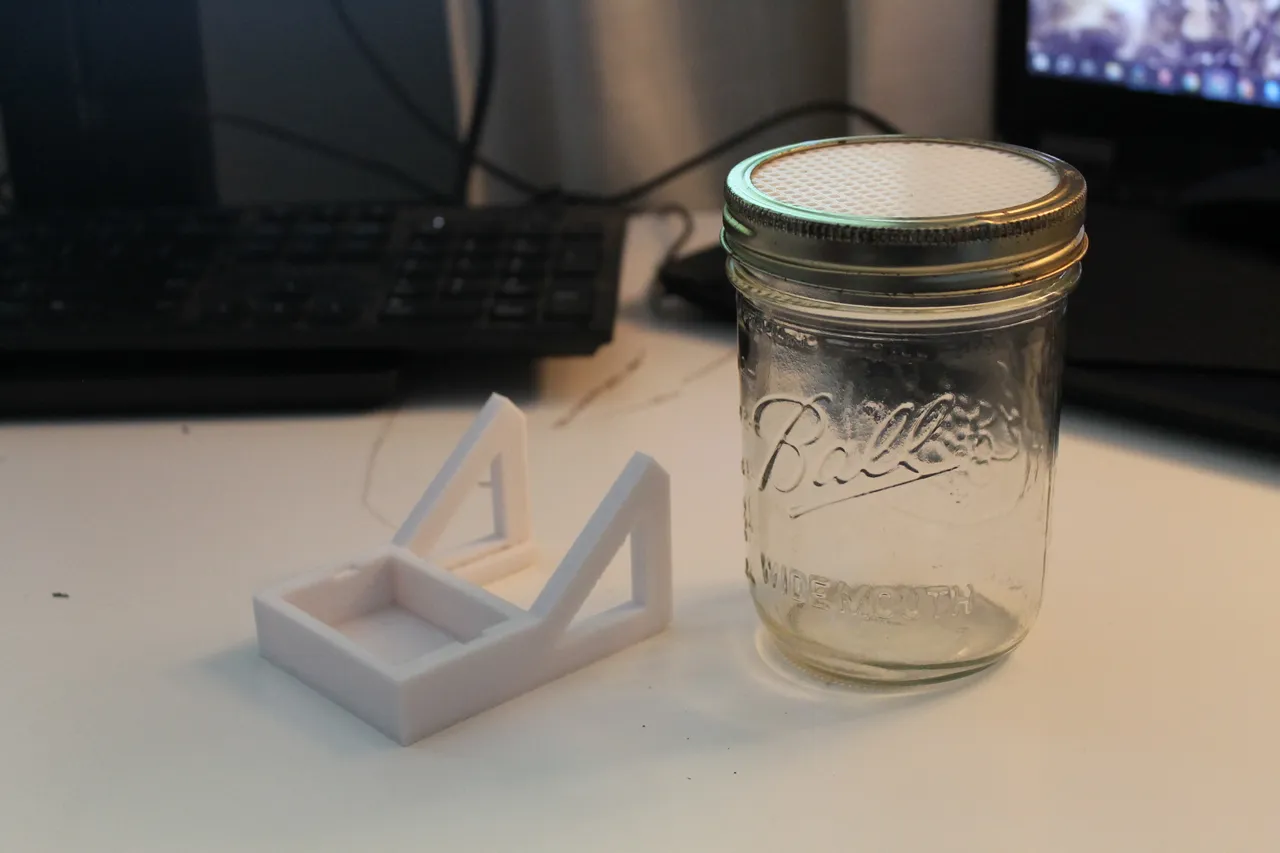 simple sprouting base by Jeffprints | Download free STL model ...