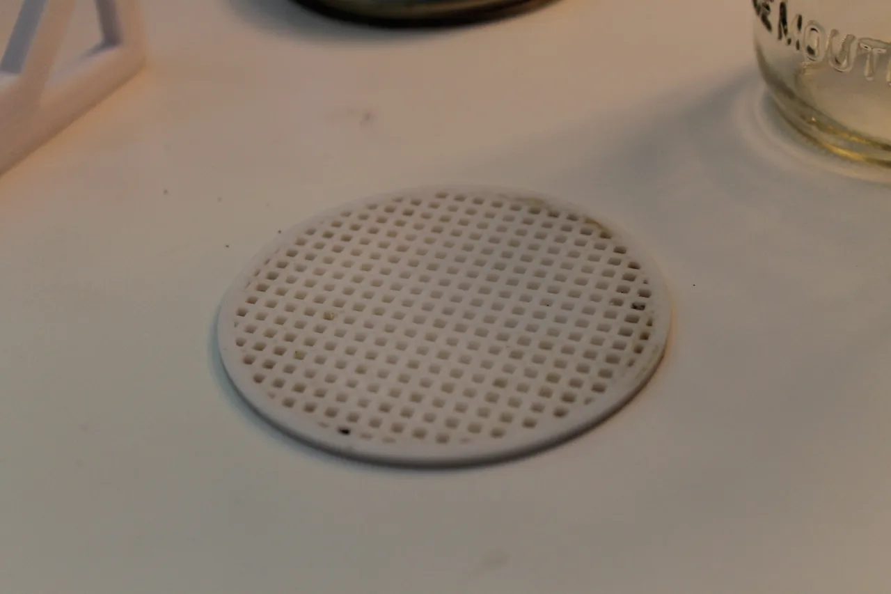 simple sprouting base by Jeffprints | Download free STL model ...