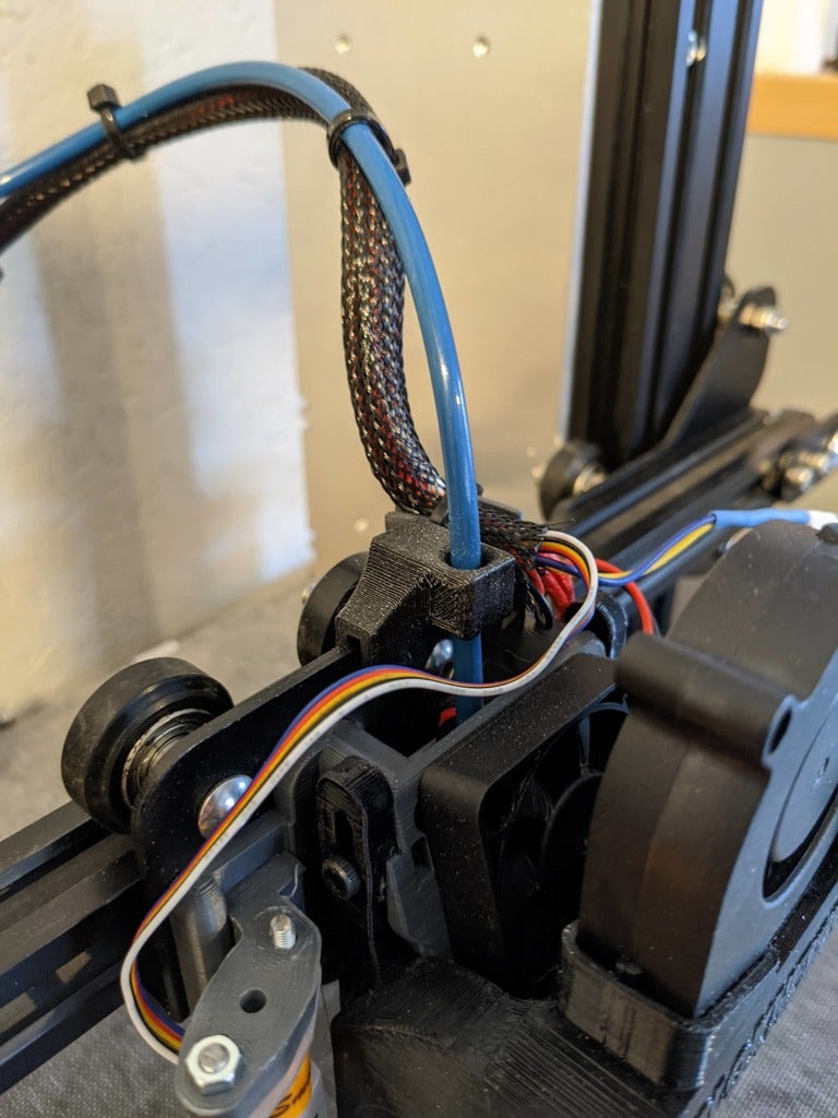 Ender 3 Pro PTFE Tube Guide Hotend By Don Frechdachs Download Ender 3 Pro PTFE Tube Guide Hotend By Don Frechdachs Download