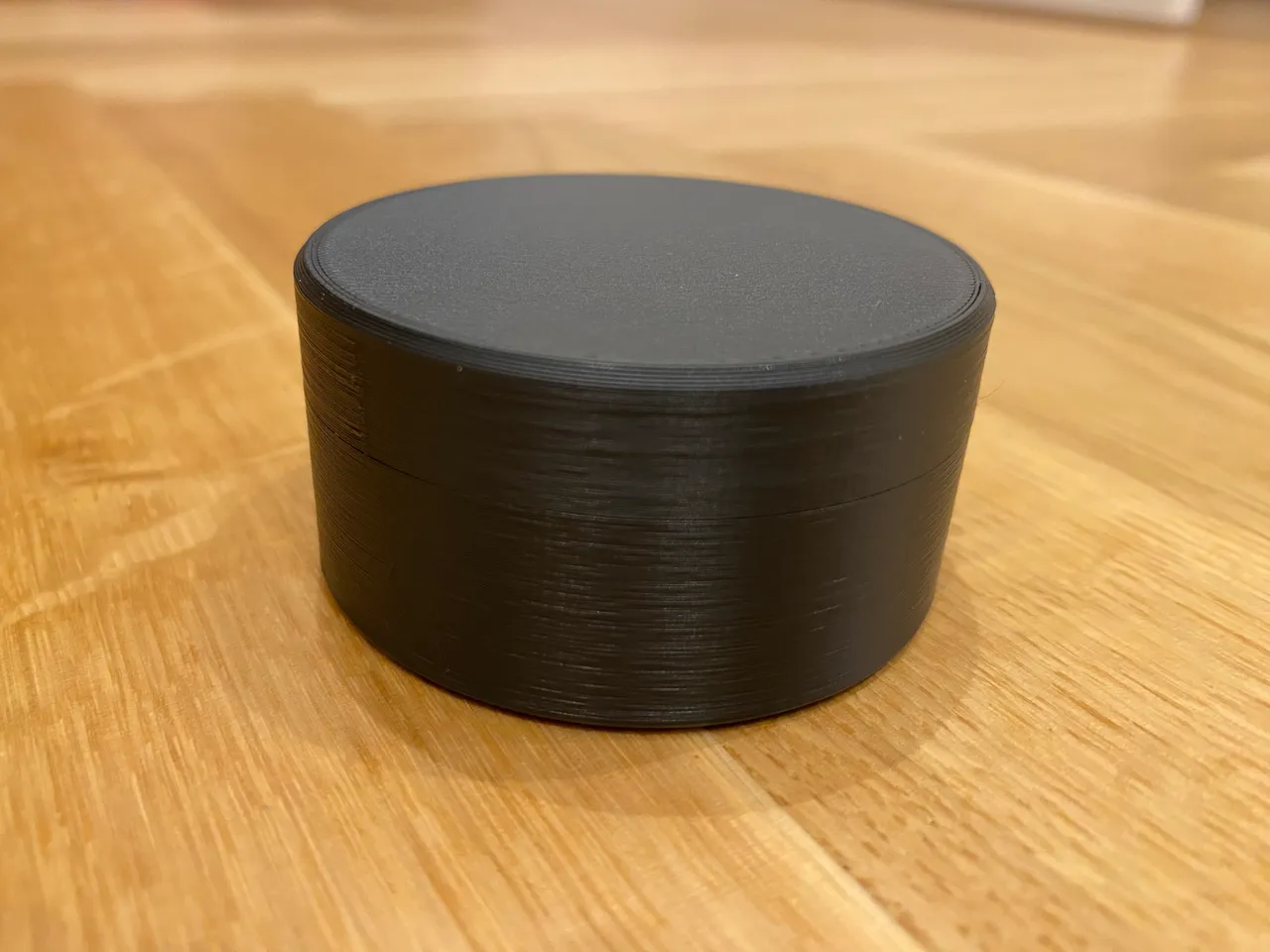 Parametric OpenSCAD Round Container Jar With Screw Lid by der_da ...
