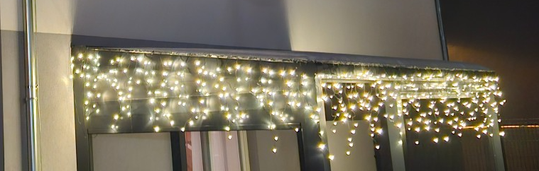 Small hooks for cable/christmas lights with various angles by Krosta ...
