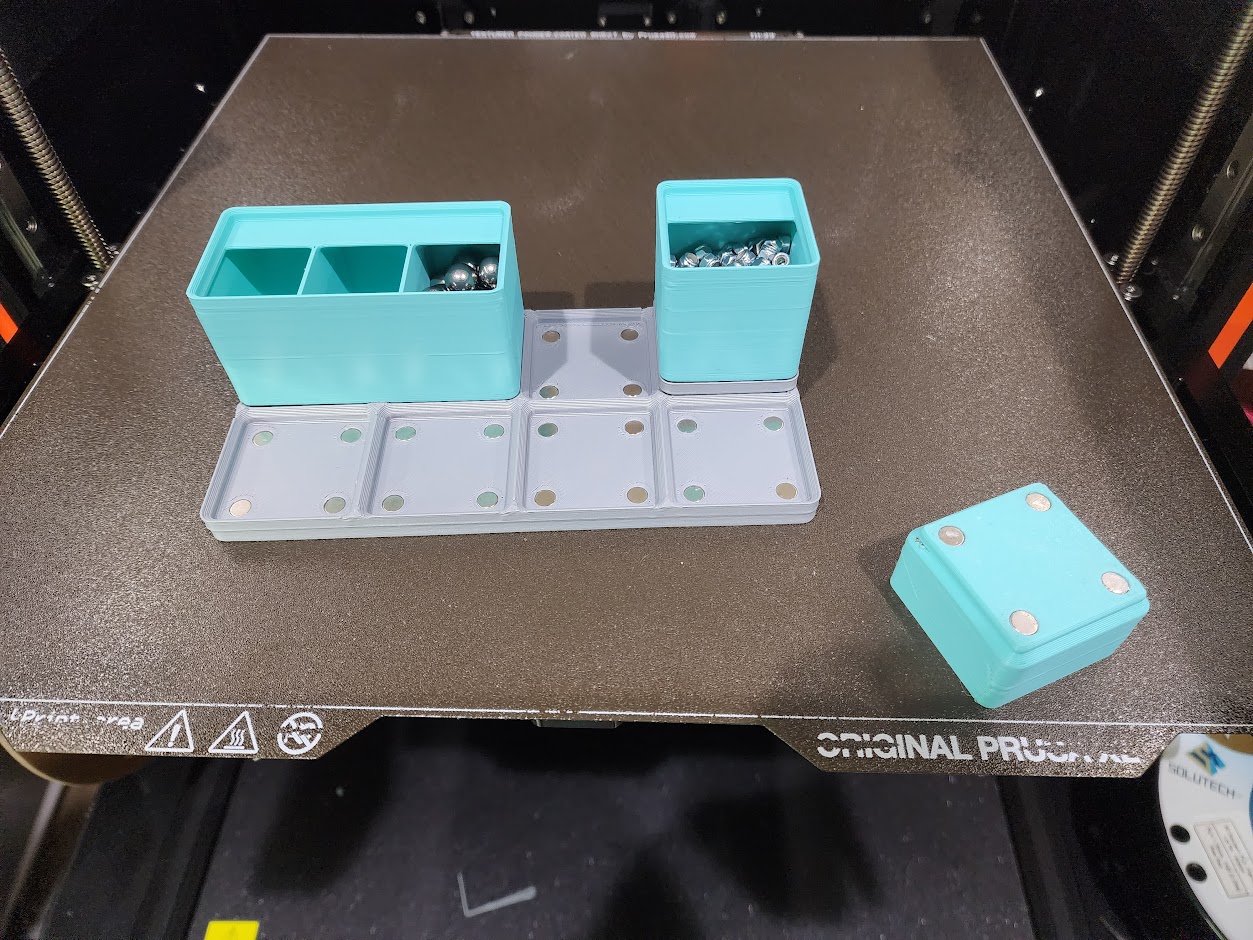 Gridfinity weighted magnetic bases without supports par hardiebotha ...