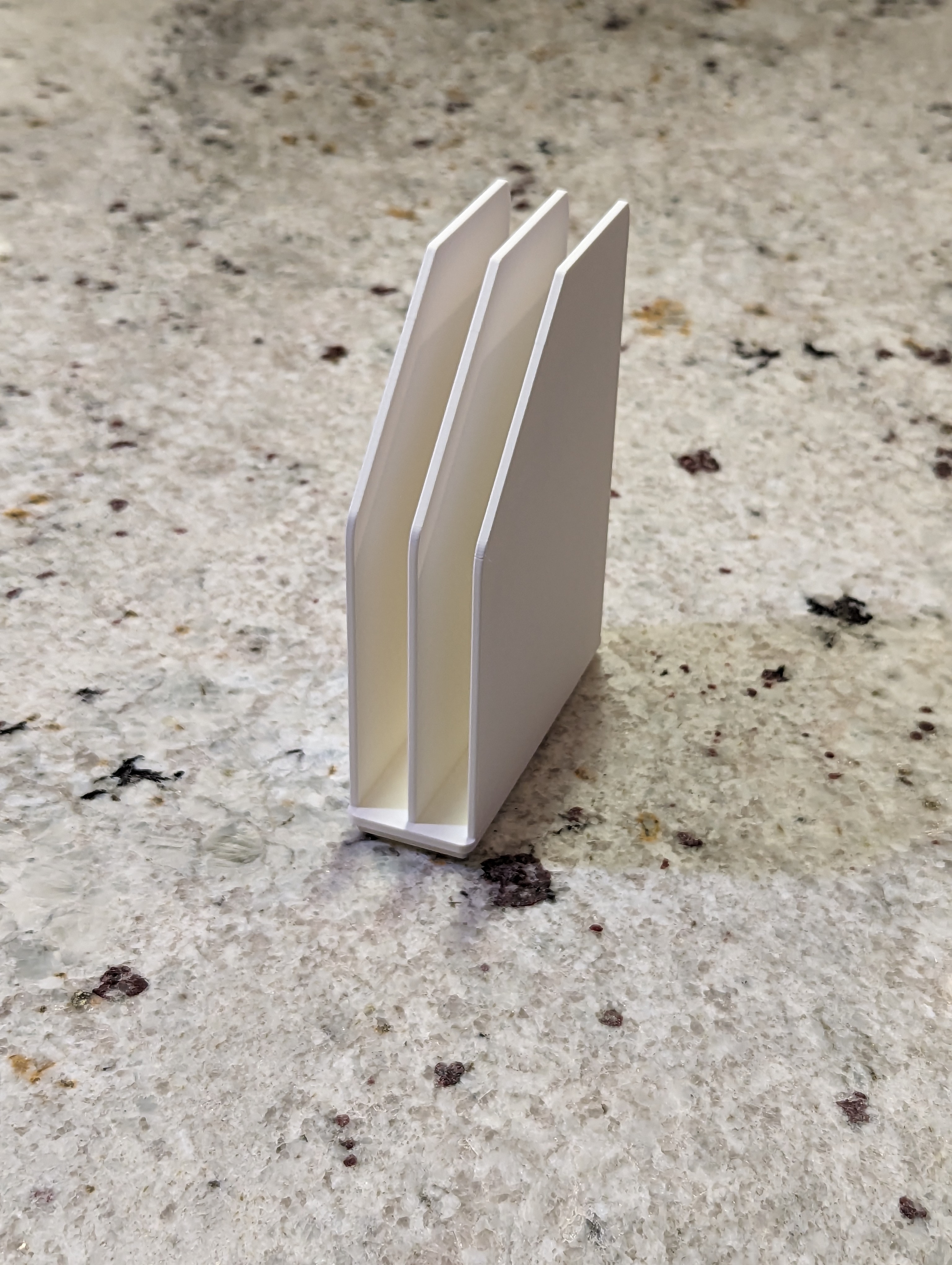 Cocoa Press Gridfinity Build Sheet Holder by Nate | Download free STL ...