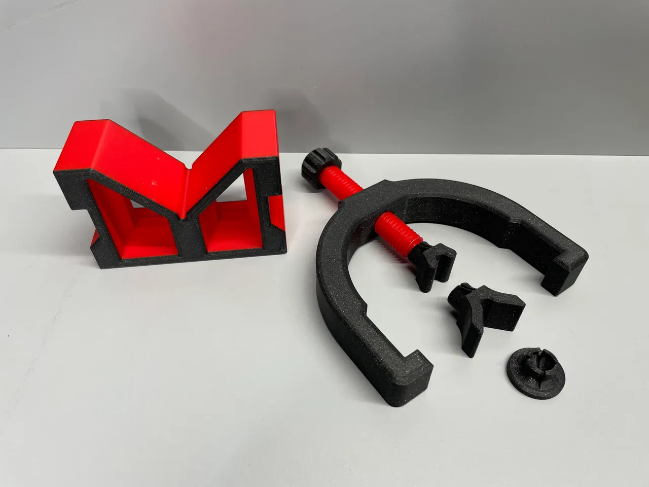 V-Blocks With Clamp by Miguel M. | Download free STL model | Printables.com