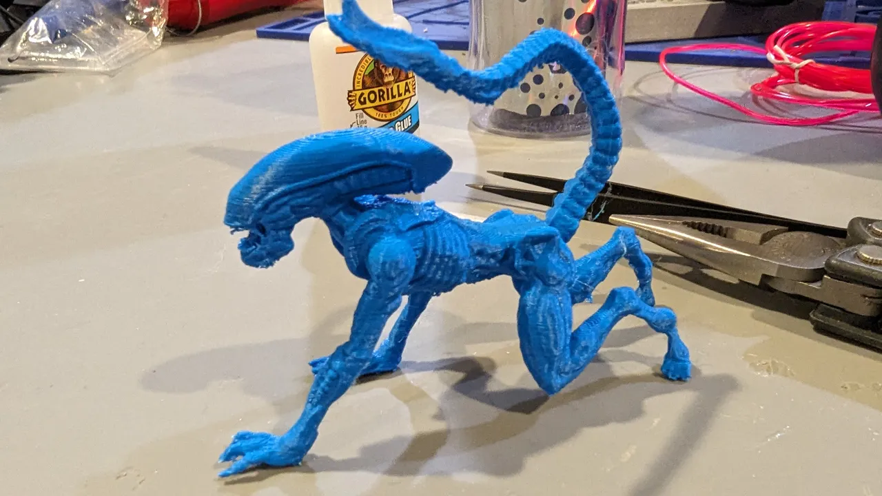Aliens crouching xenomorph by EDGeProjects | Download free STL model ...