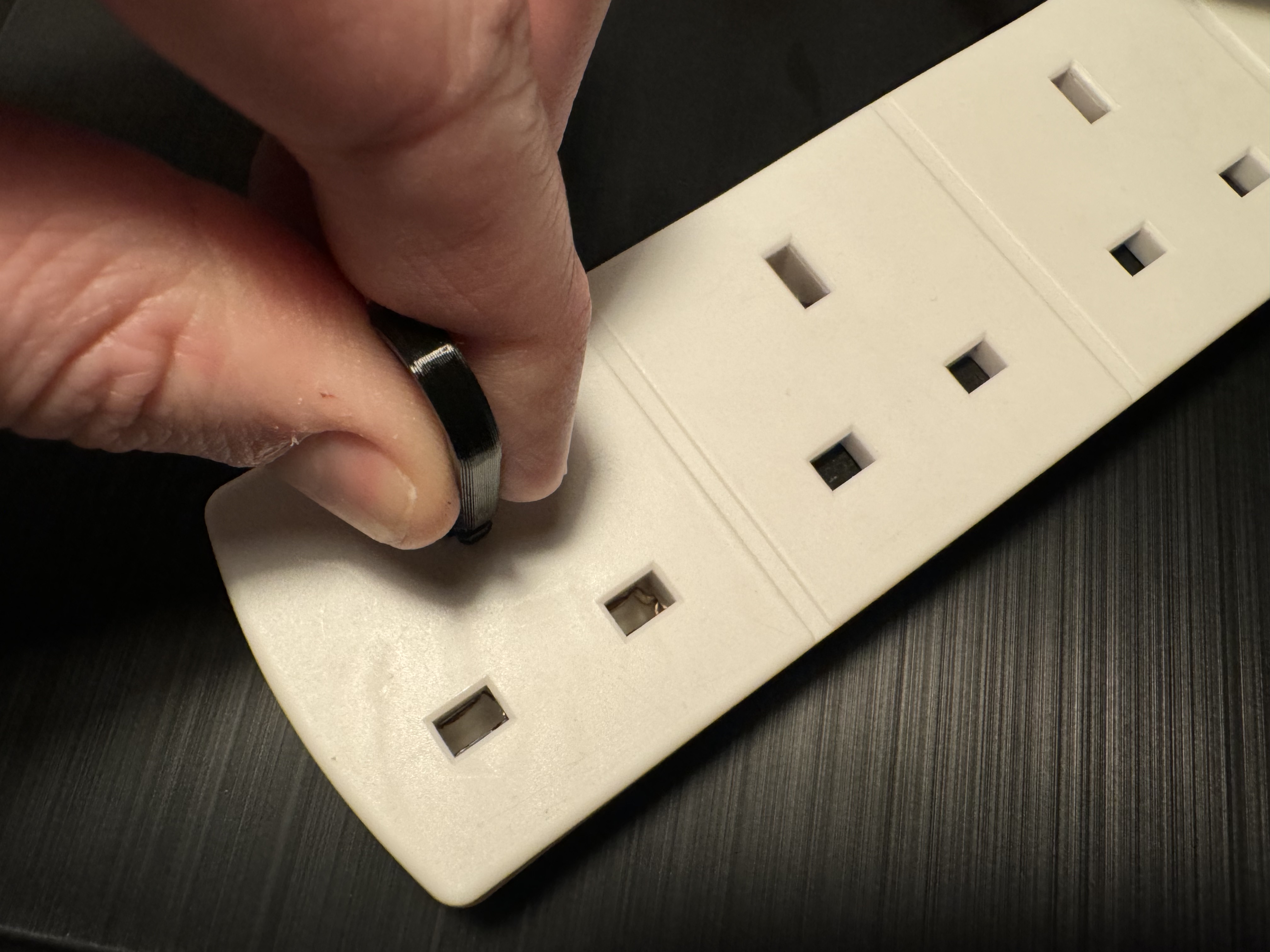 UK Socket Earth Pin by kevsparky | Download free STL model | Printables.com