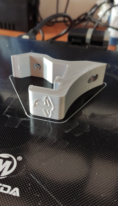 PS4 slim wall mount clips by FSMaker | Download free STL model ...