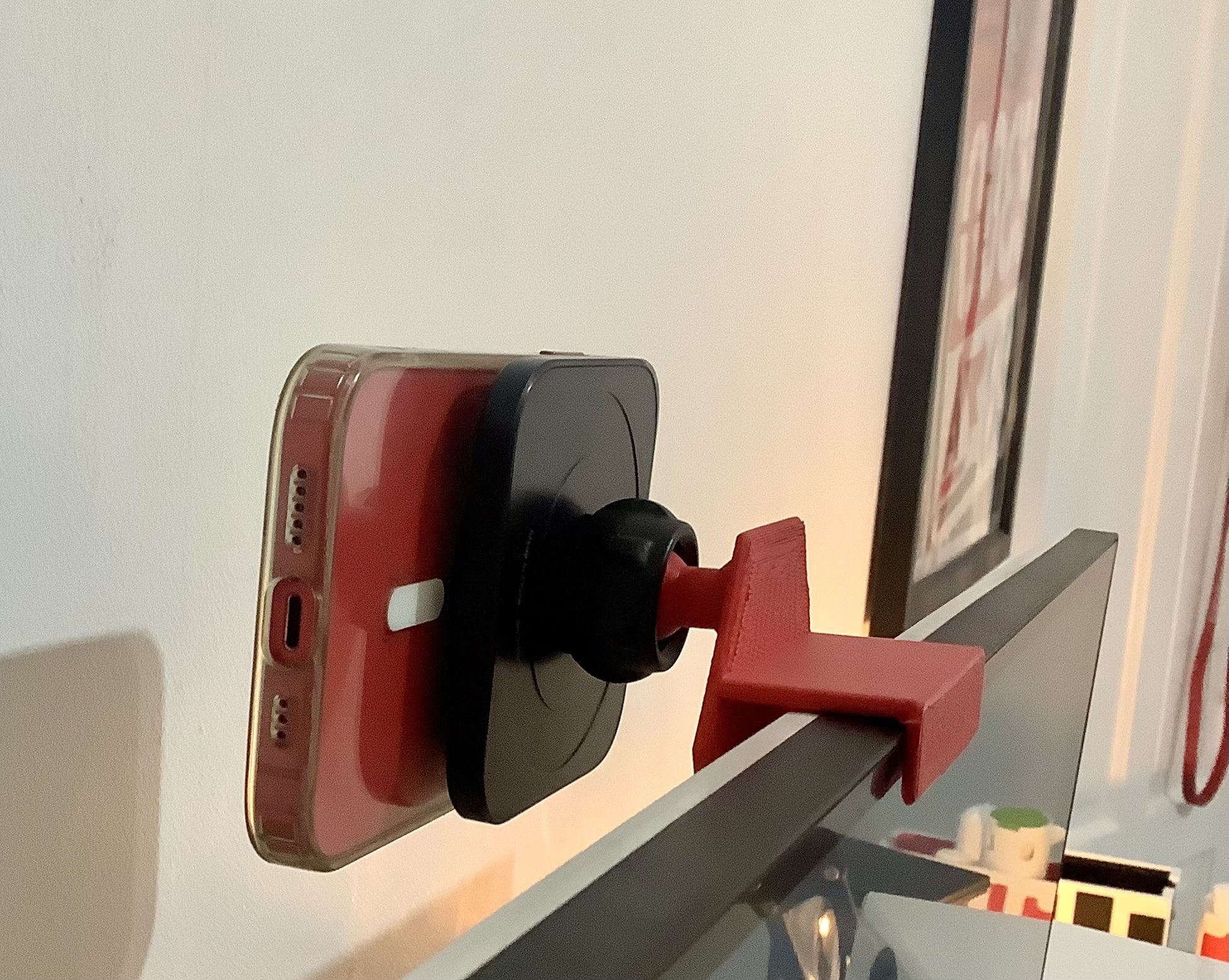 Continuity camera, iPhone ball head magsafe monitor mount. by Sumo ...