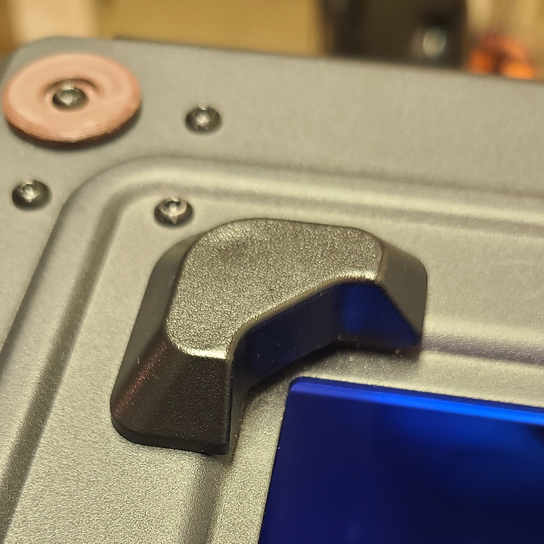 Flashforge Creator Max / Creator Pro Top Cover Corner Bracket by ...