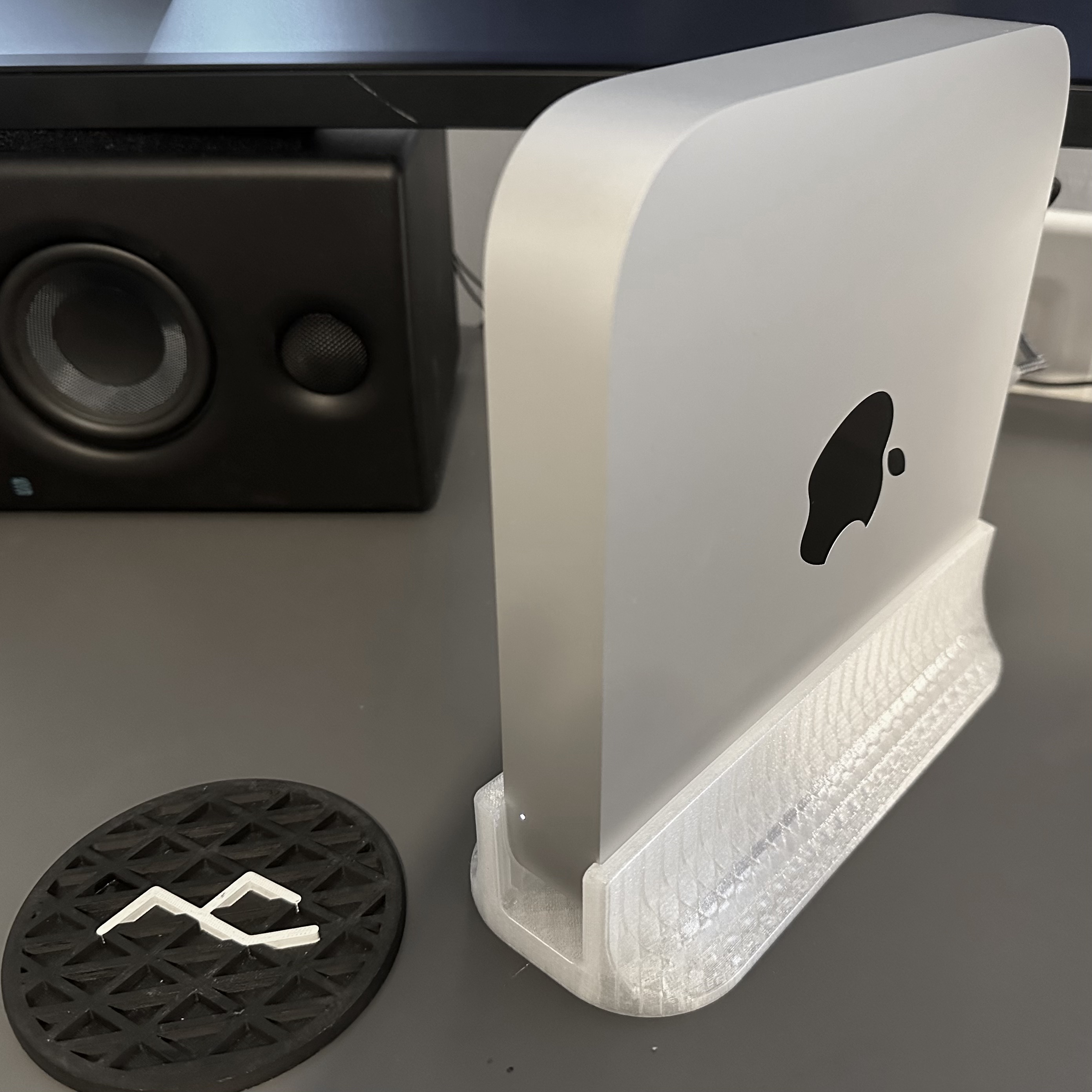 Mac Mini Stand / Dock / Upright by mttcx | Download free STL model ...